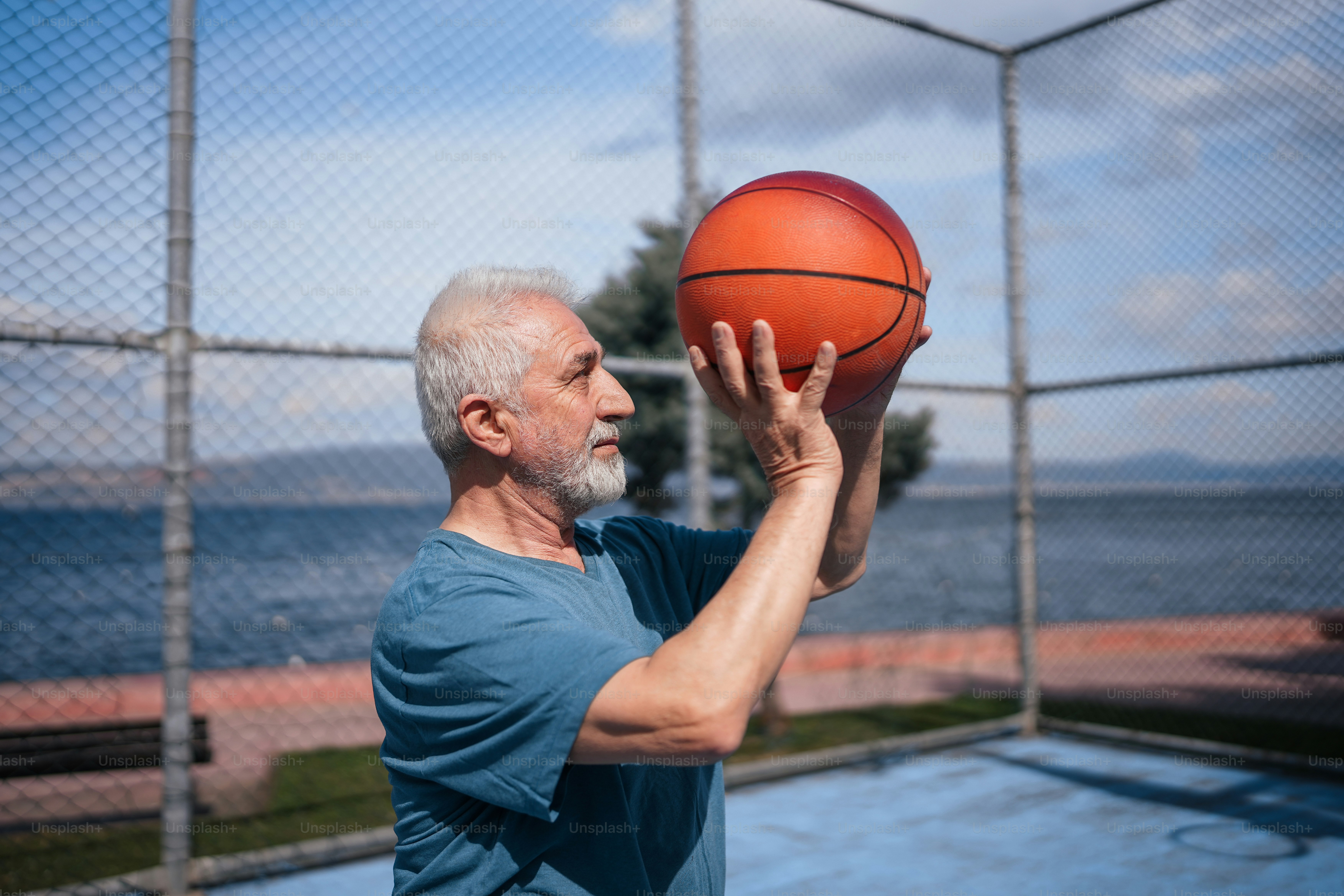 Throw Ball Pictures | Download Free Images on Unsplash