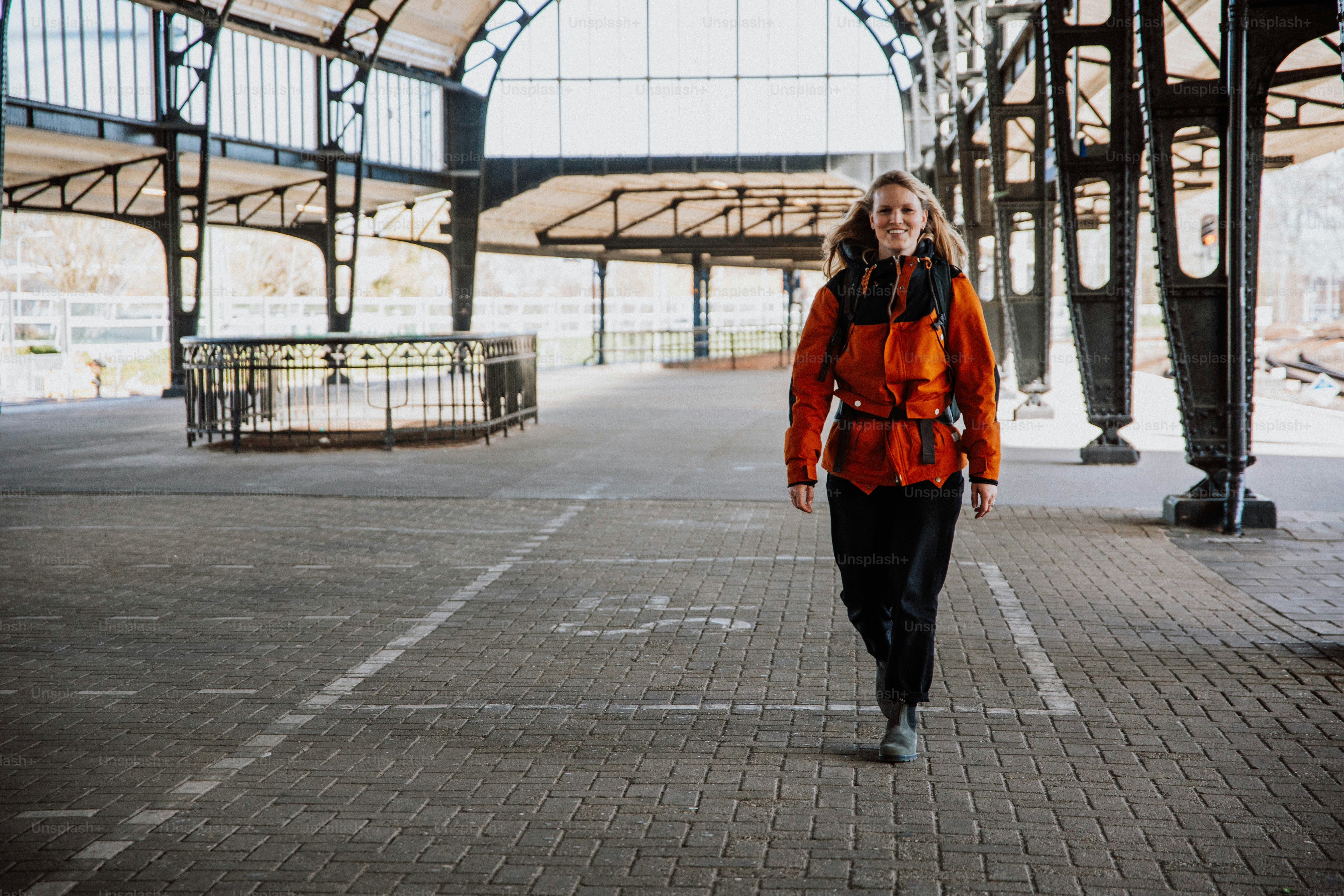 Travelers Pictures | Download Free Images on Unsplash