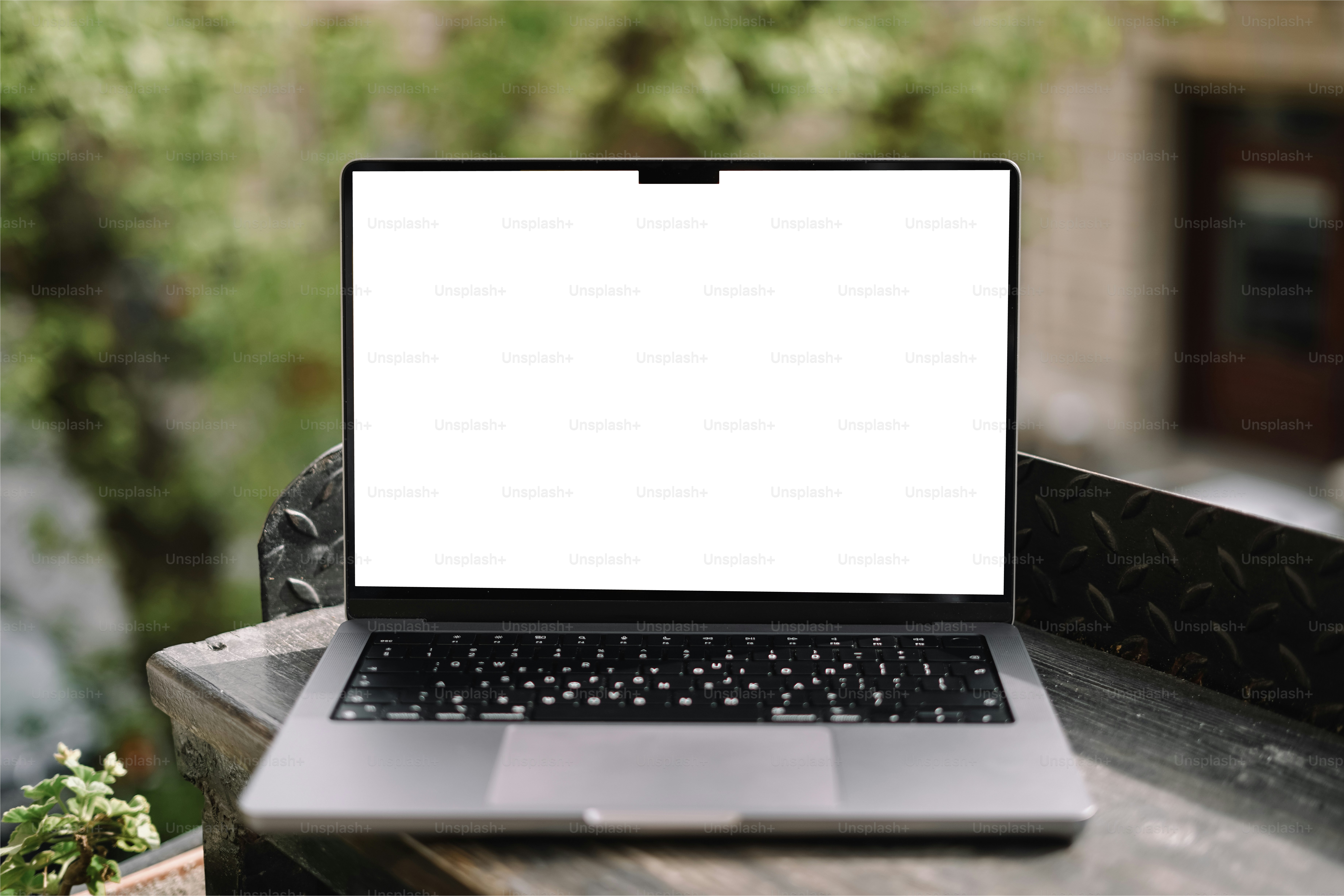 500+ Laptop Screen Pictures | Download Free Images on Unsplash