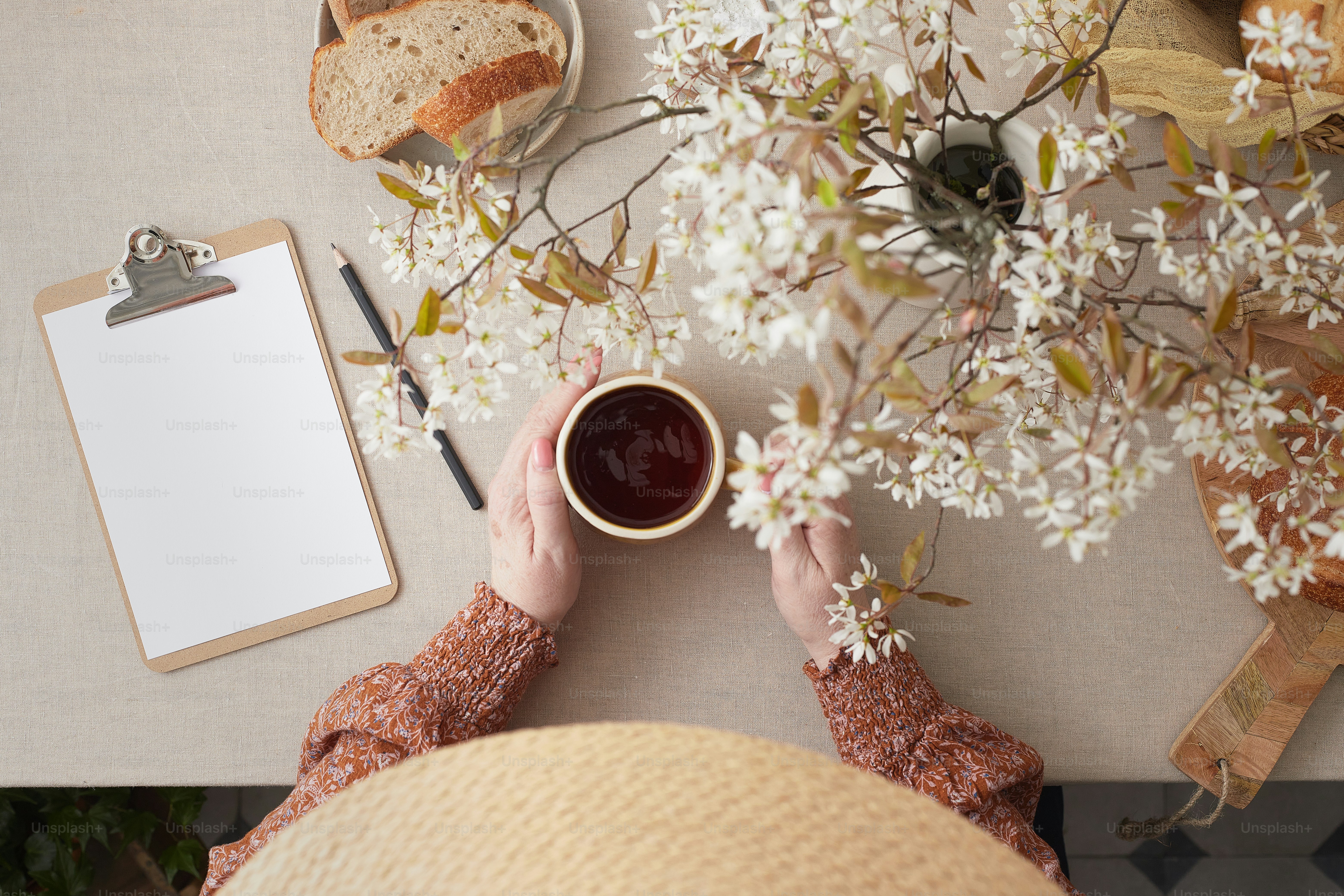 500+ Faceless Pictures | Download Free Images on Unsplash