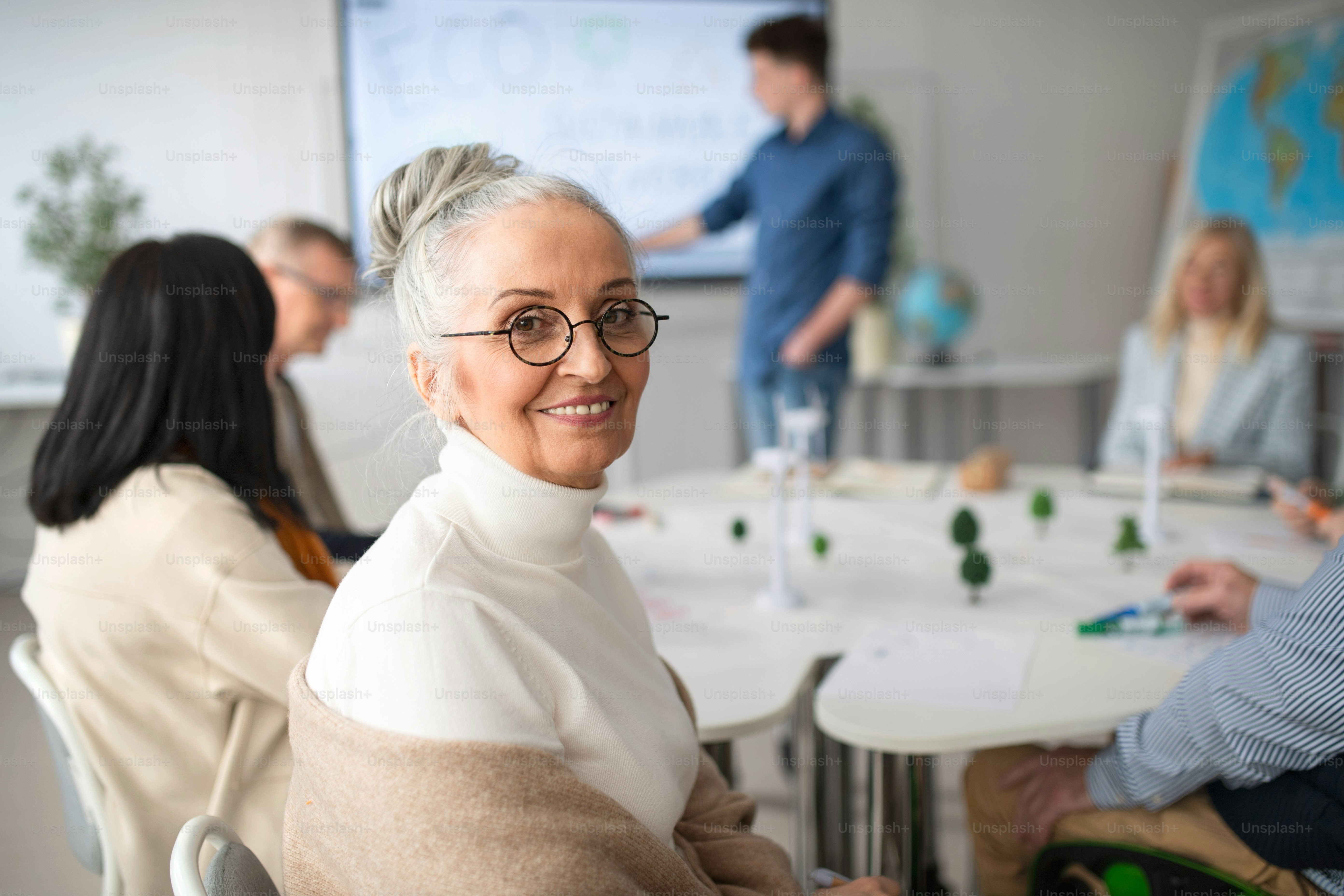 Happy Old People Pictures | Download Free Images on Unsplash