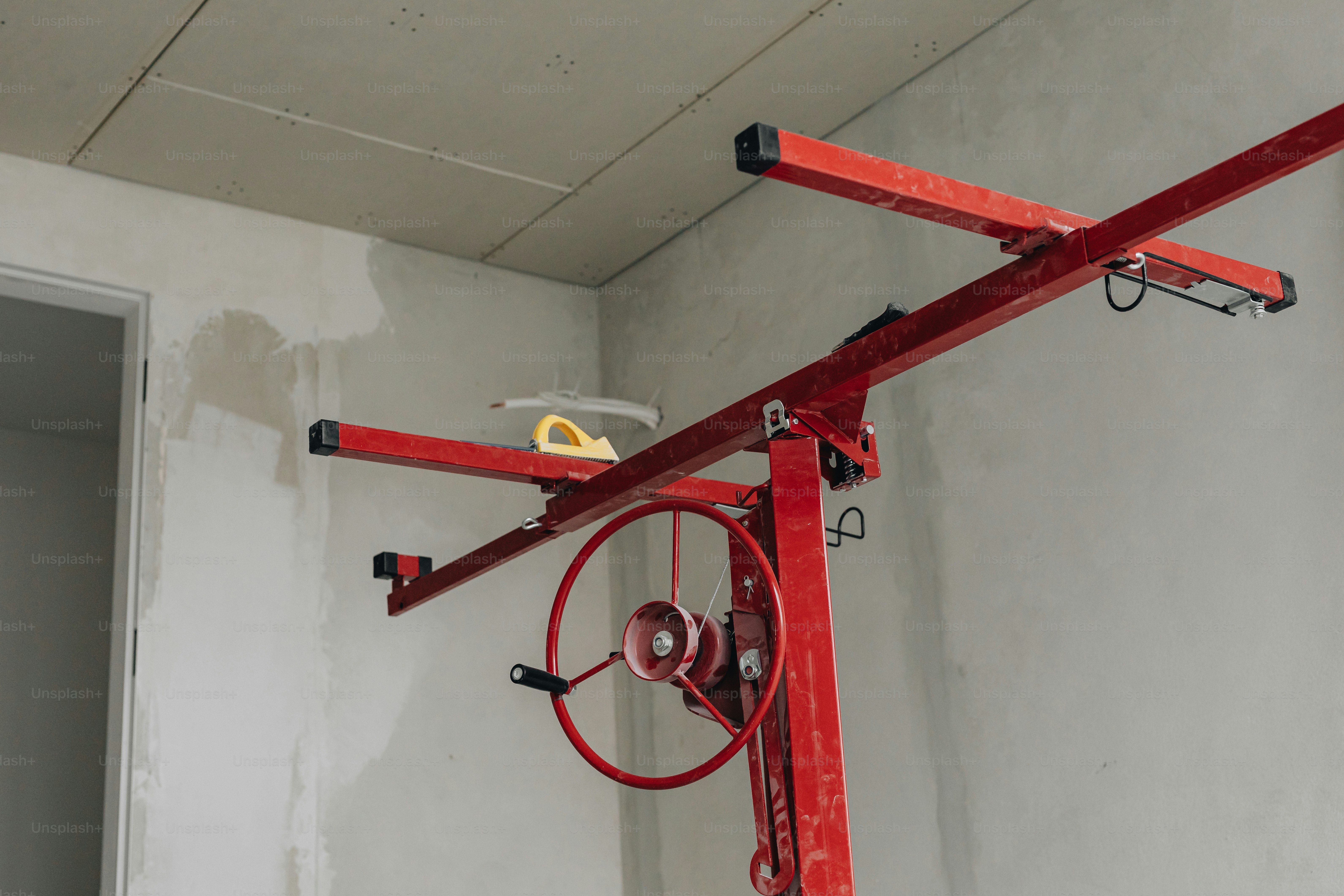 A red lift with a bowl on top of it photo – Diy Image on Unsplash