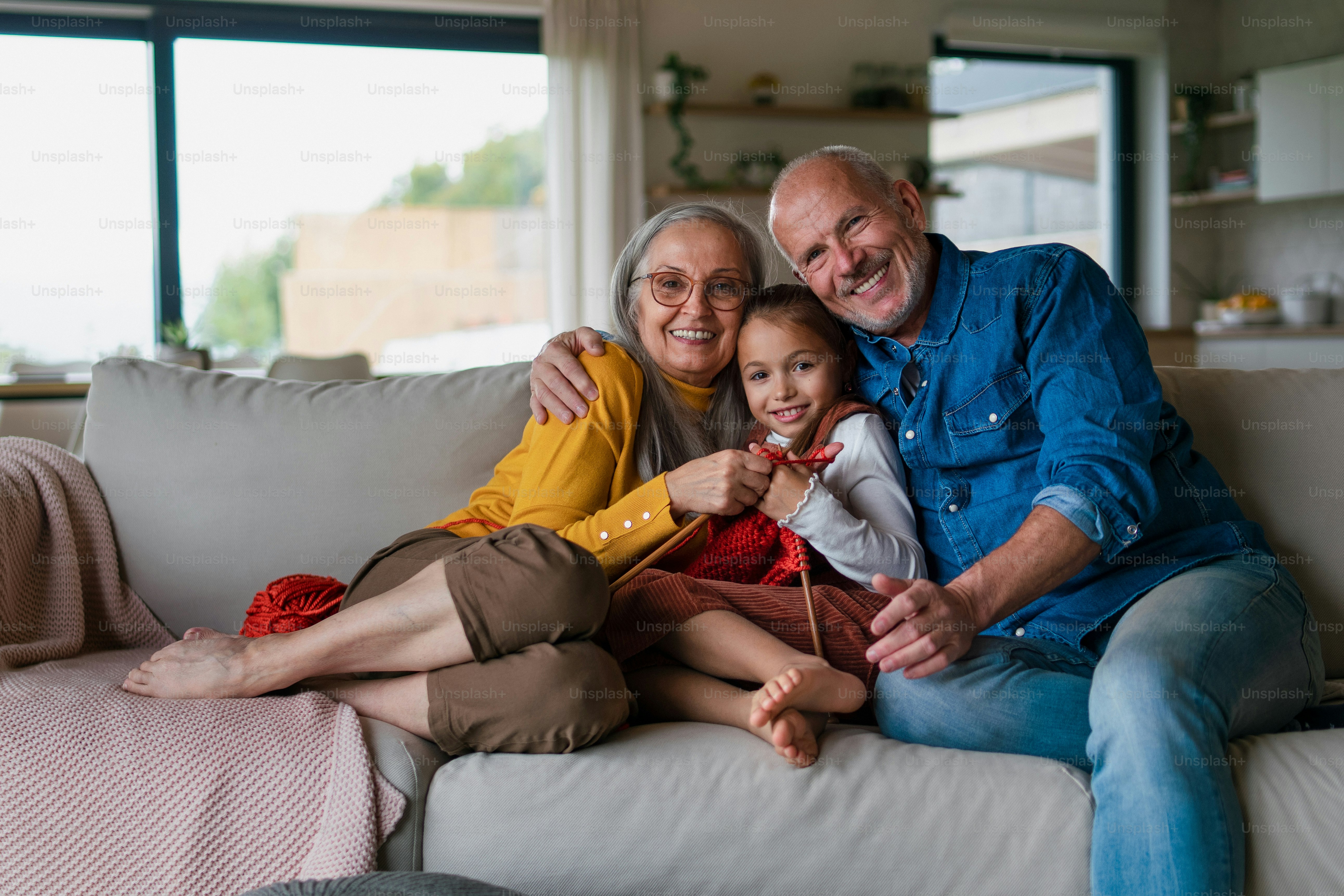 Multi Generation Family Pictures | Download Free Images on Unsplash