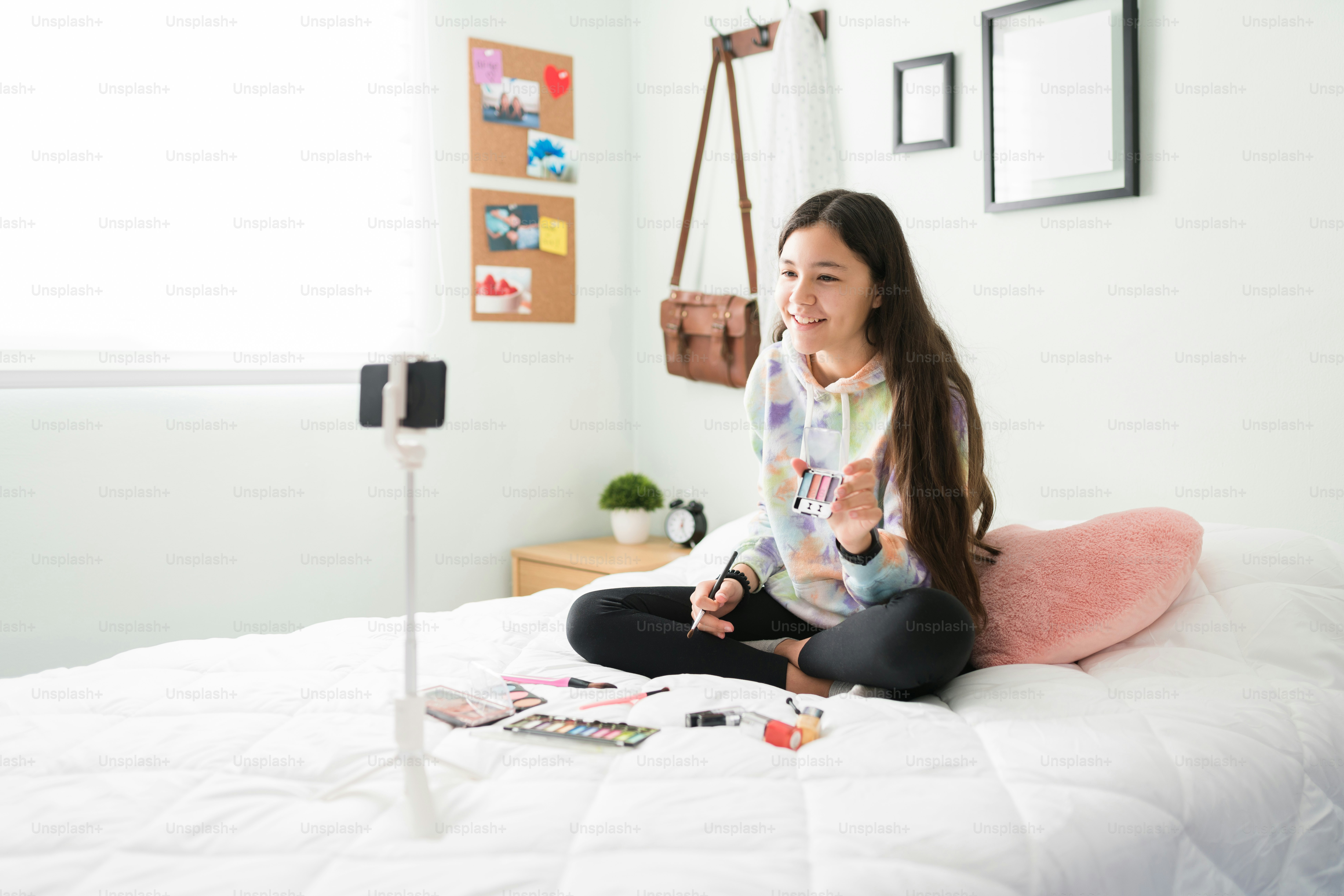 Vlogging Pictures | Download Free Images on Unsplash