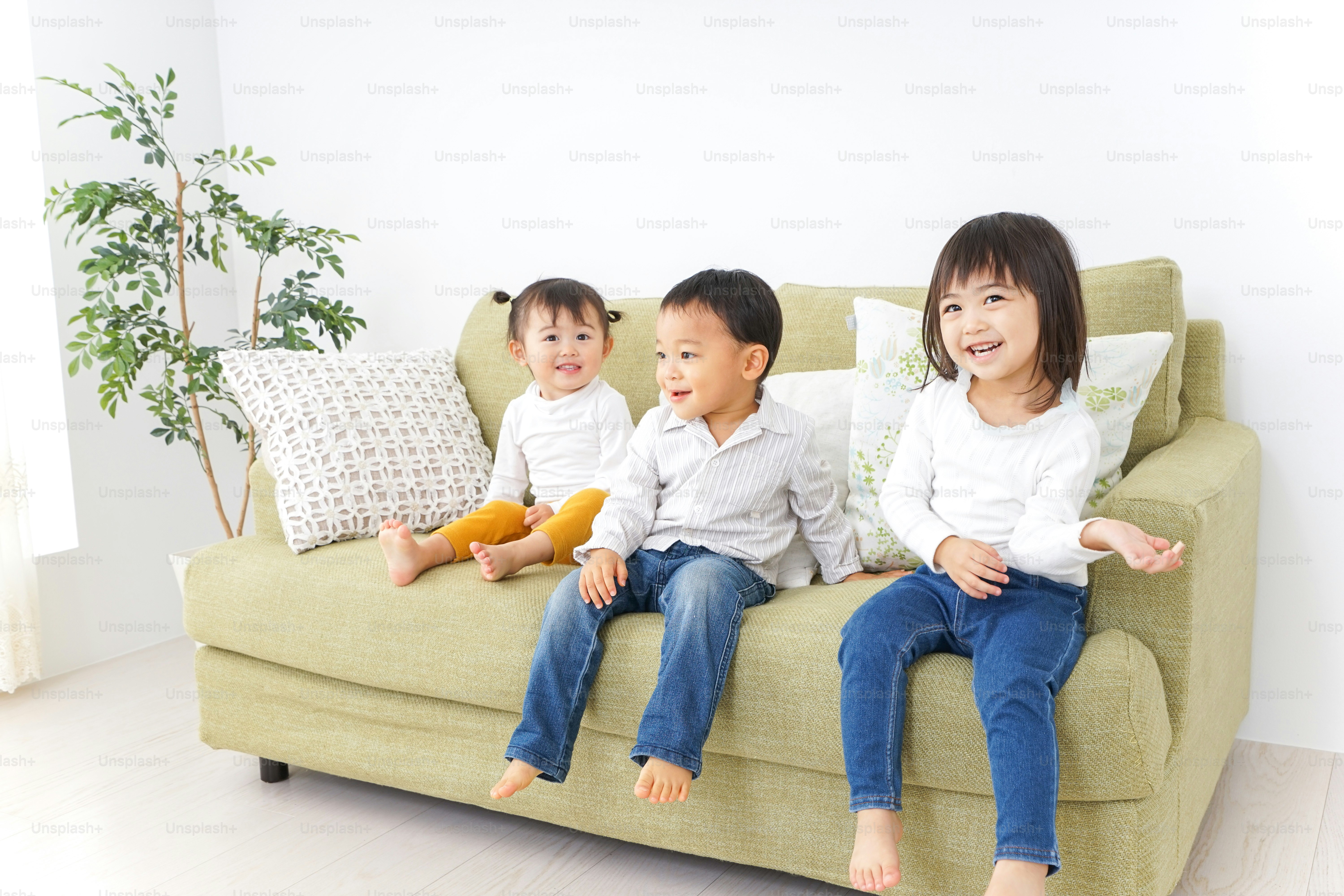Playing children friendly photo – Child Image on Unsplash
