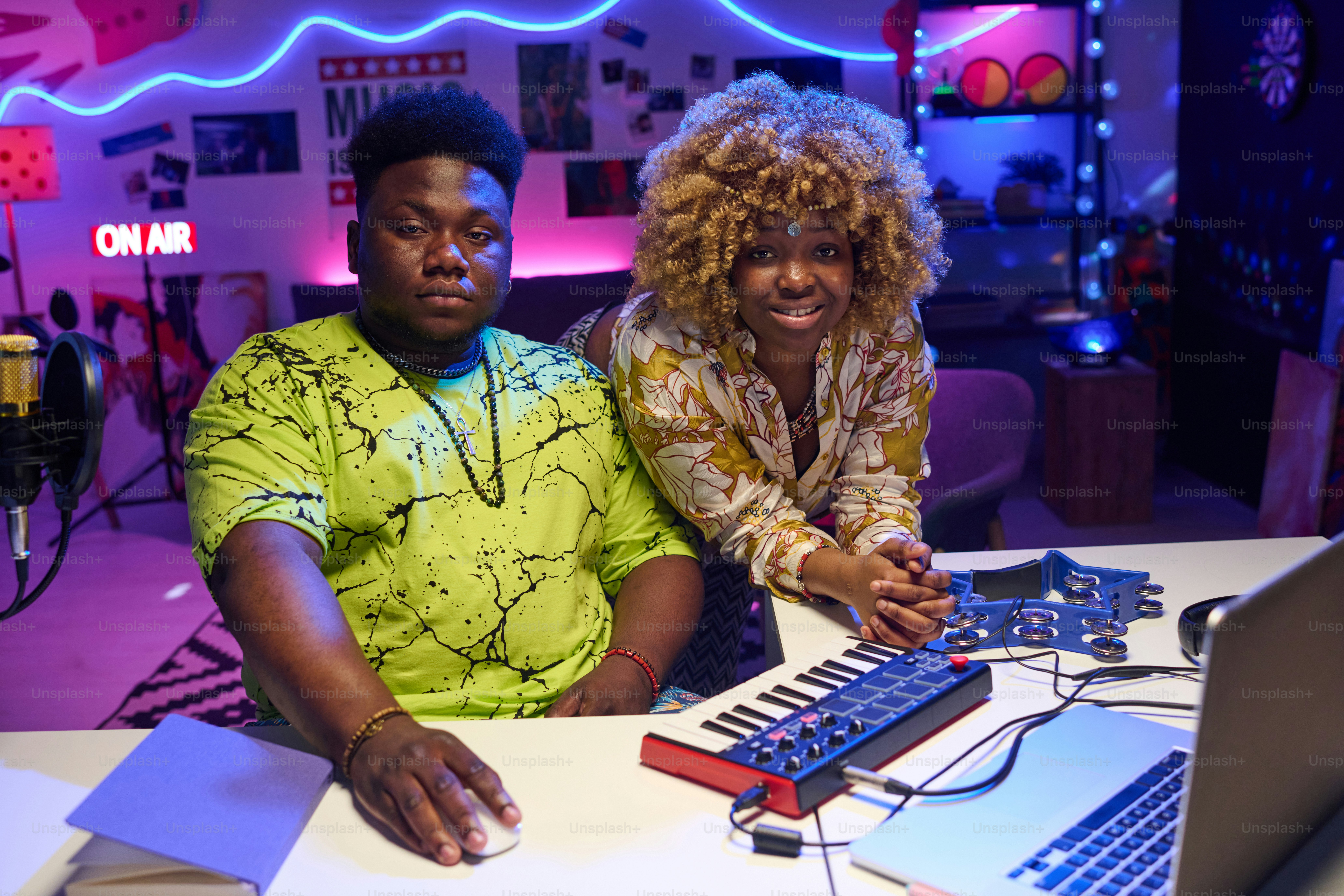 Duo Photos | Télécharger des images gratuites sur Unsplash