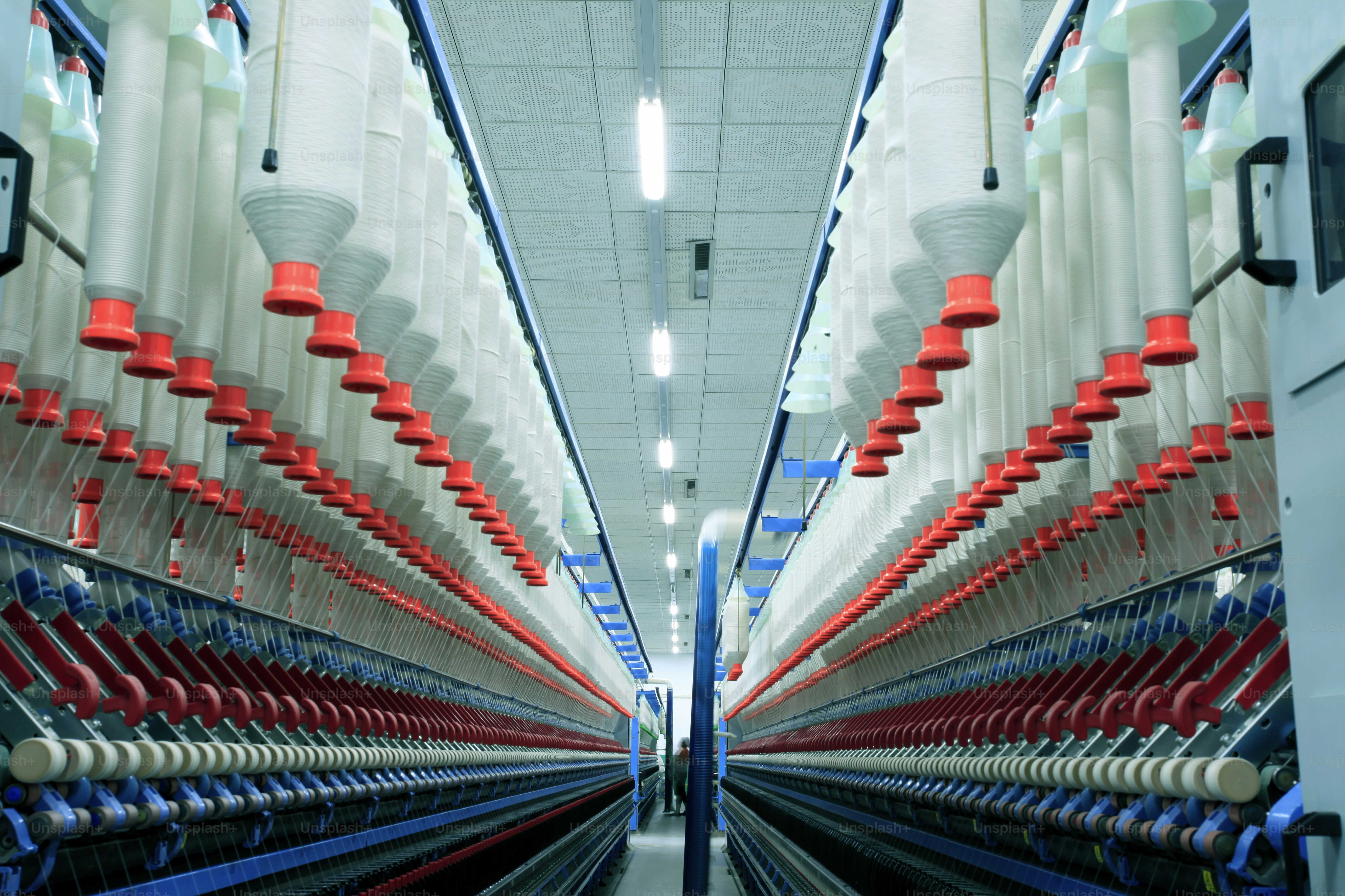 Spinning workshop photo – Design Image on Unsplash