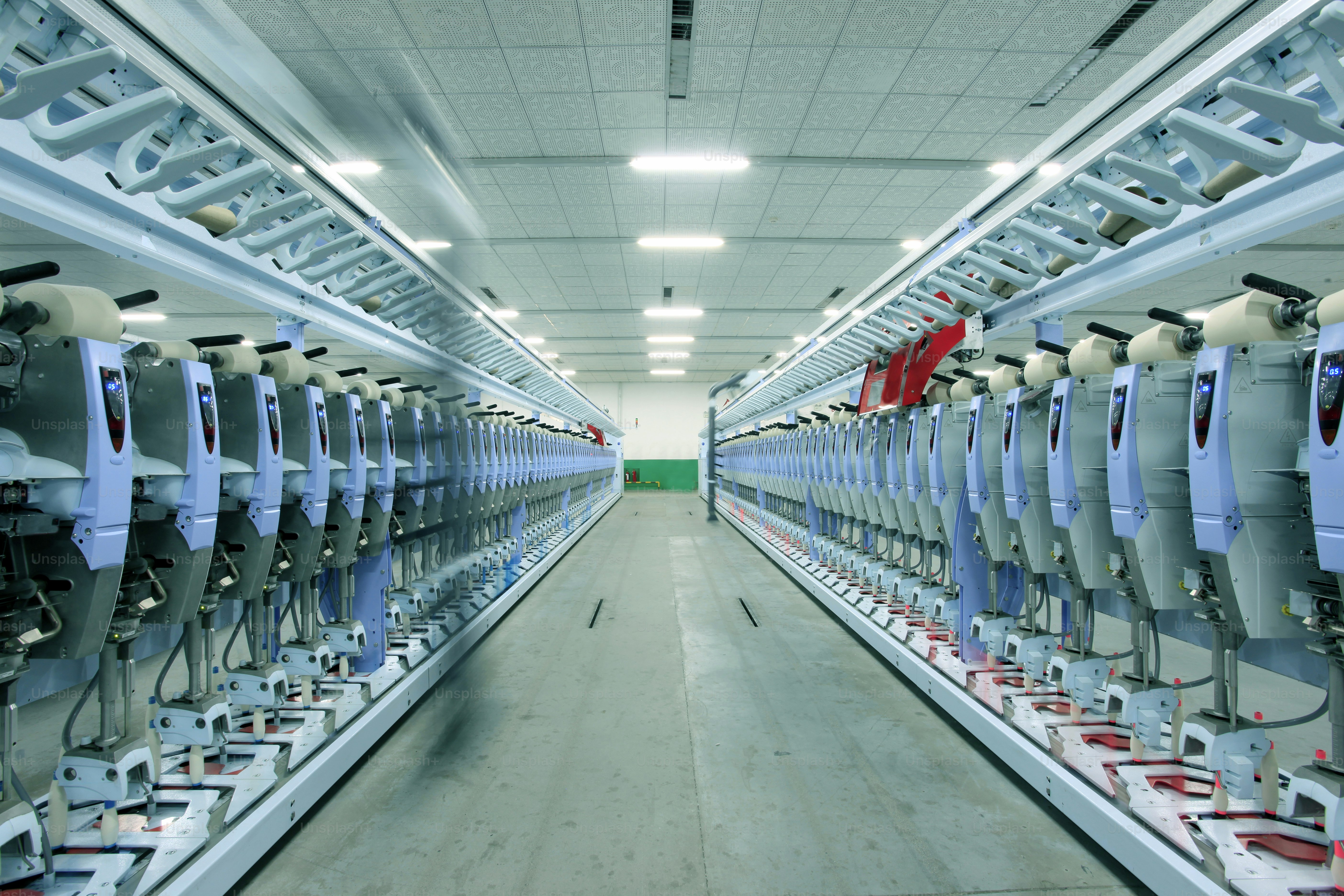 Spinning workshop photo – Design Image on Unsplash