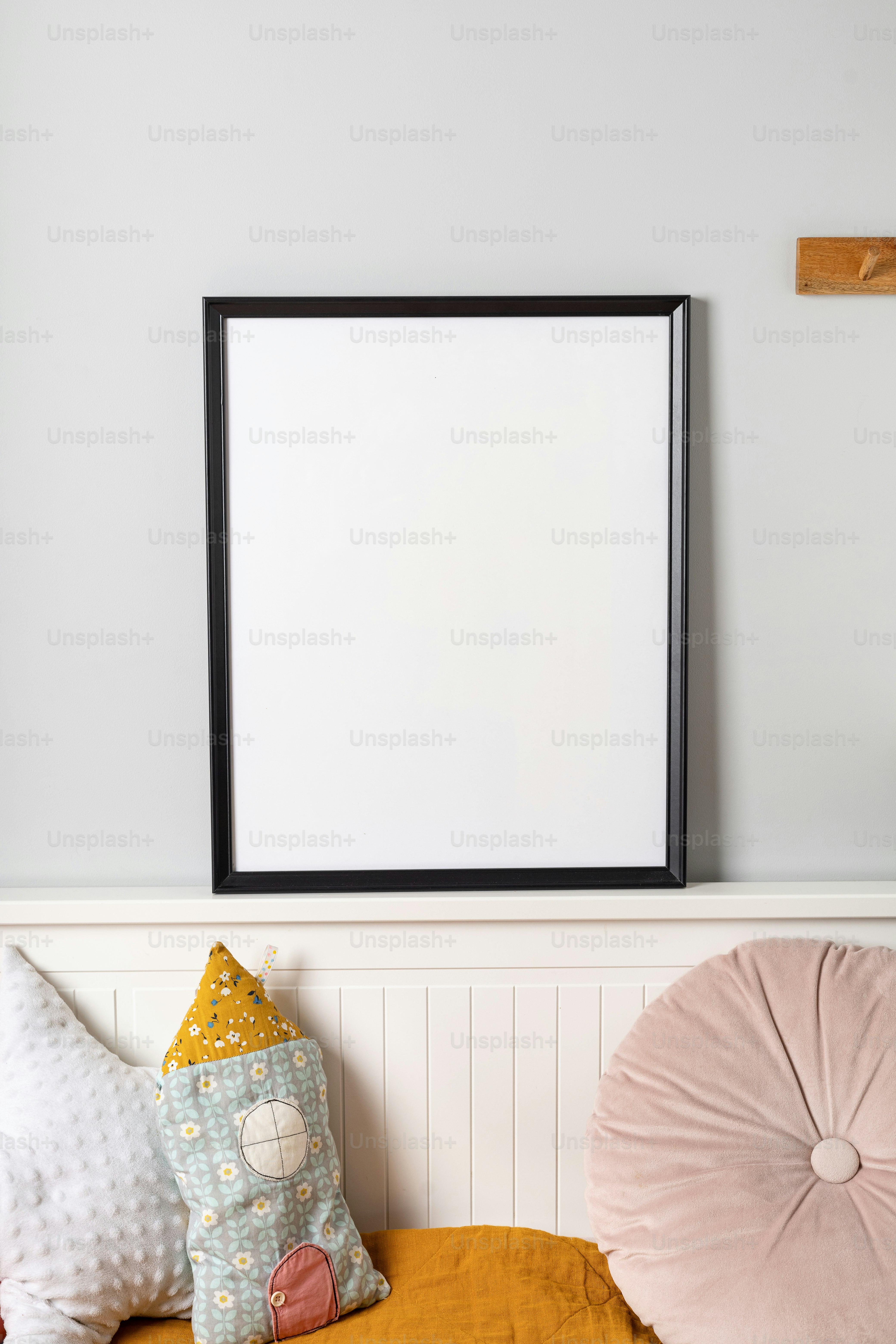 Poster Mockup Pictures | Download Free Images on Unsplash