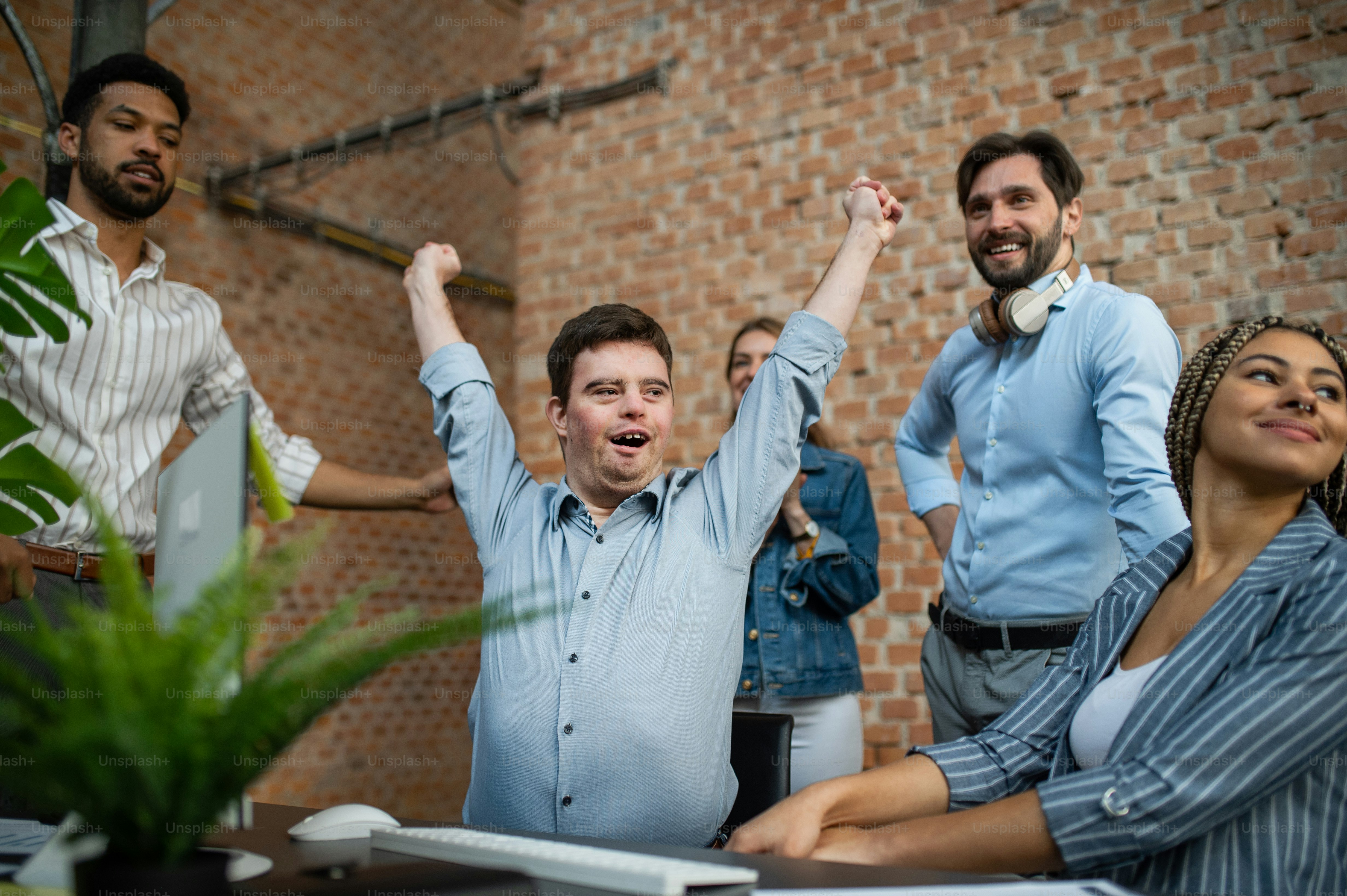 Happy People At Work Pictures | Download Free Images on Unsplash