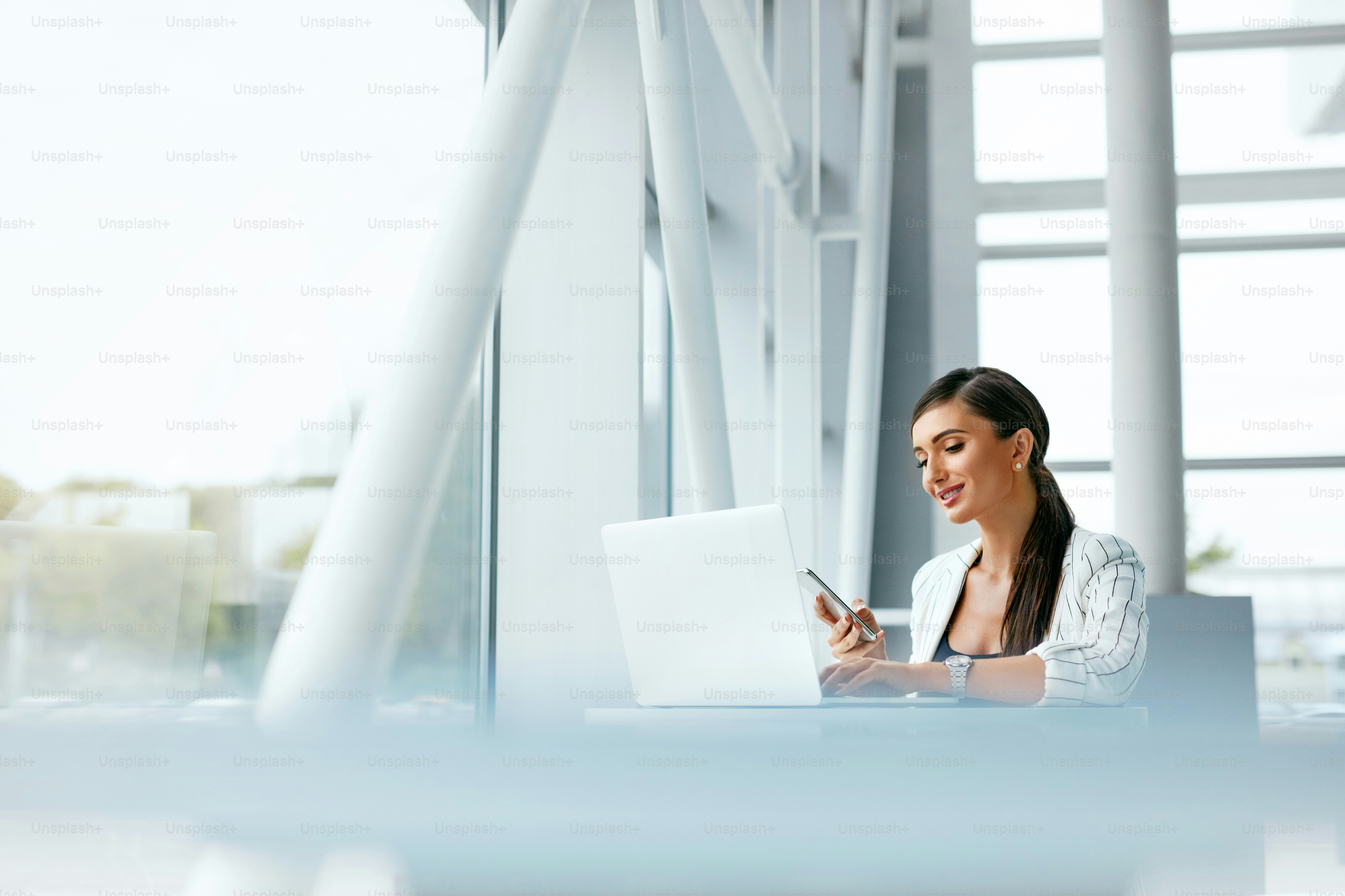 Work Place Pictures | Download Free Images on Unsplash