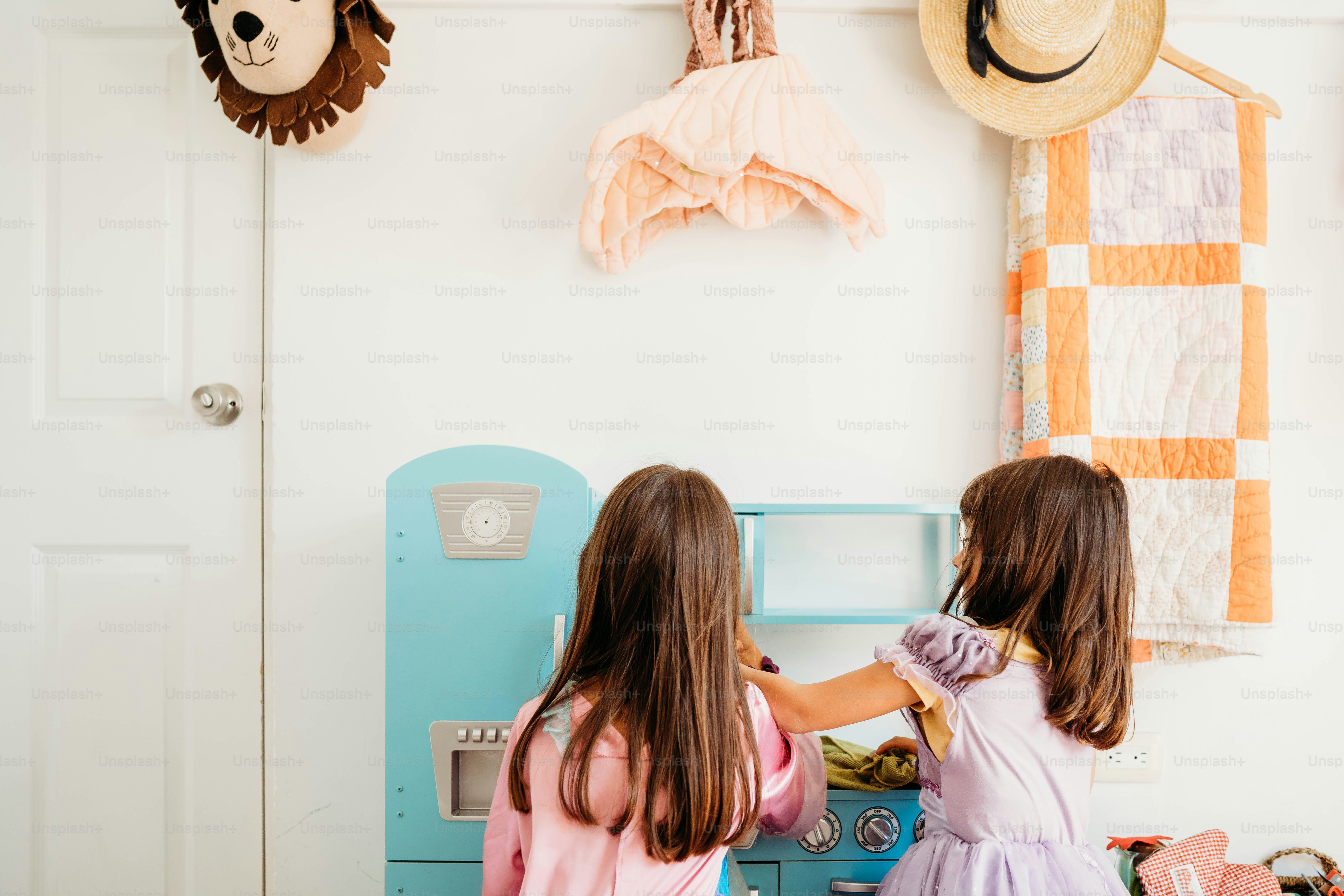 Play Pictures | Download Free Images on Unsplash