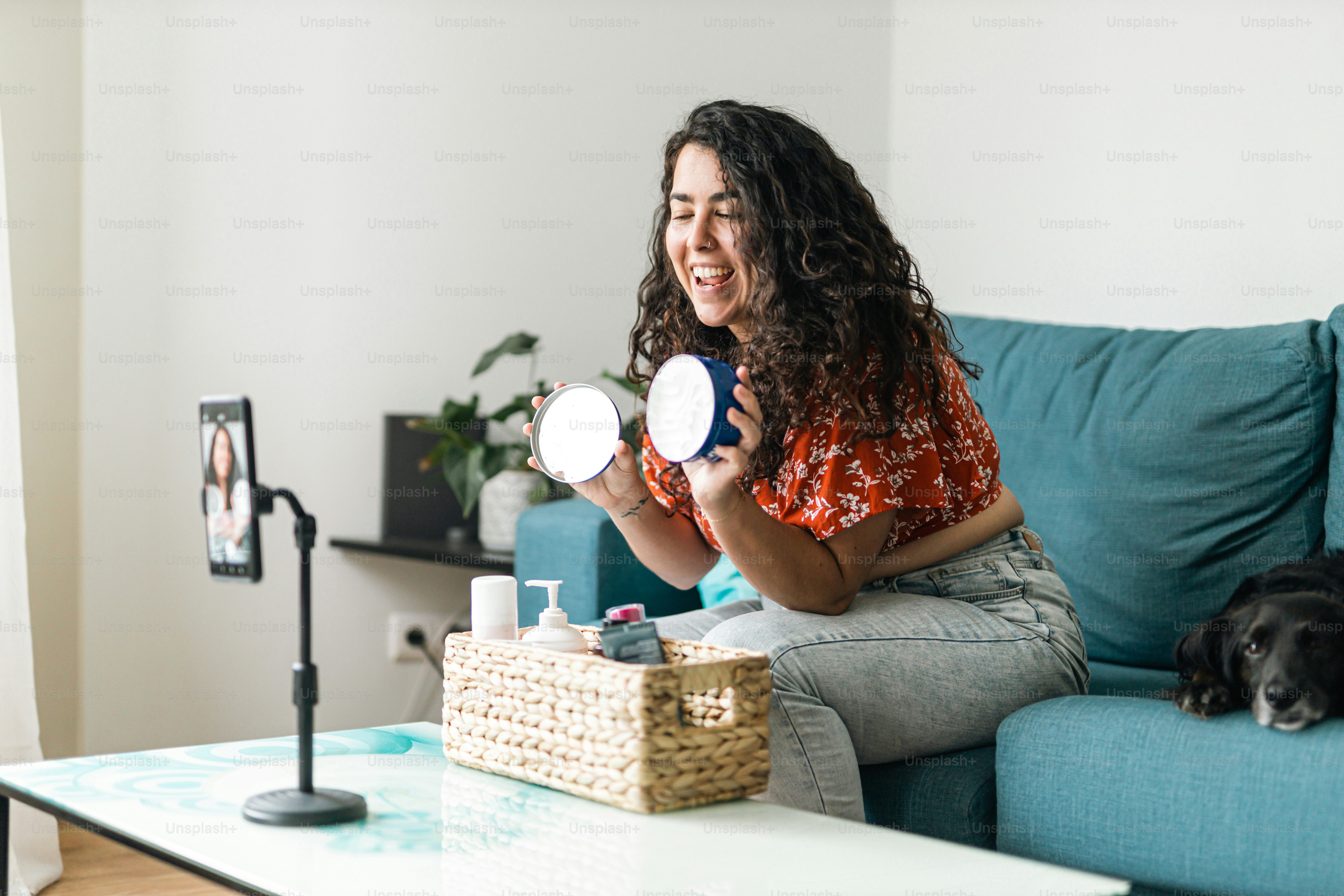 500+ Influencer Pictures | Download Free Images on Unsplash