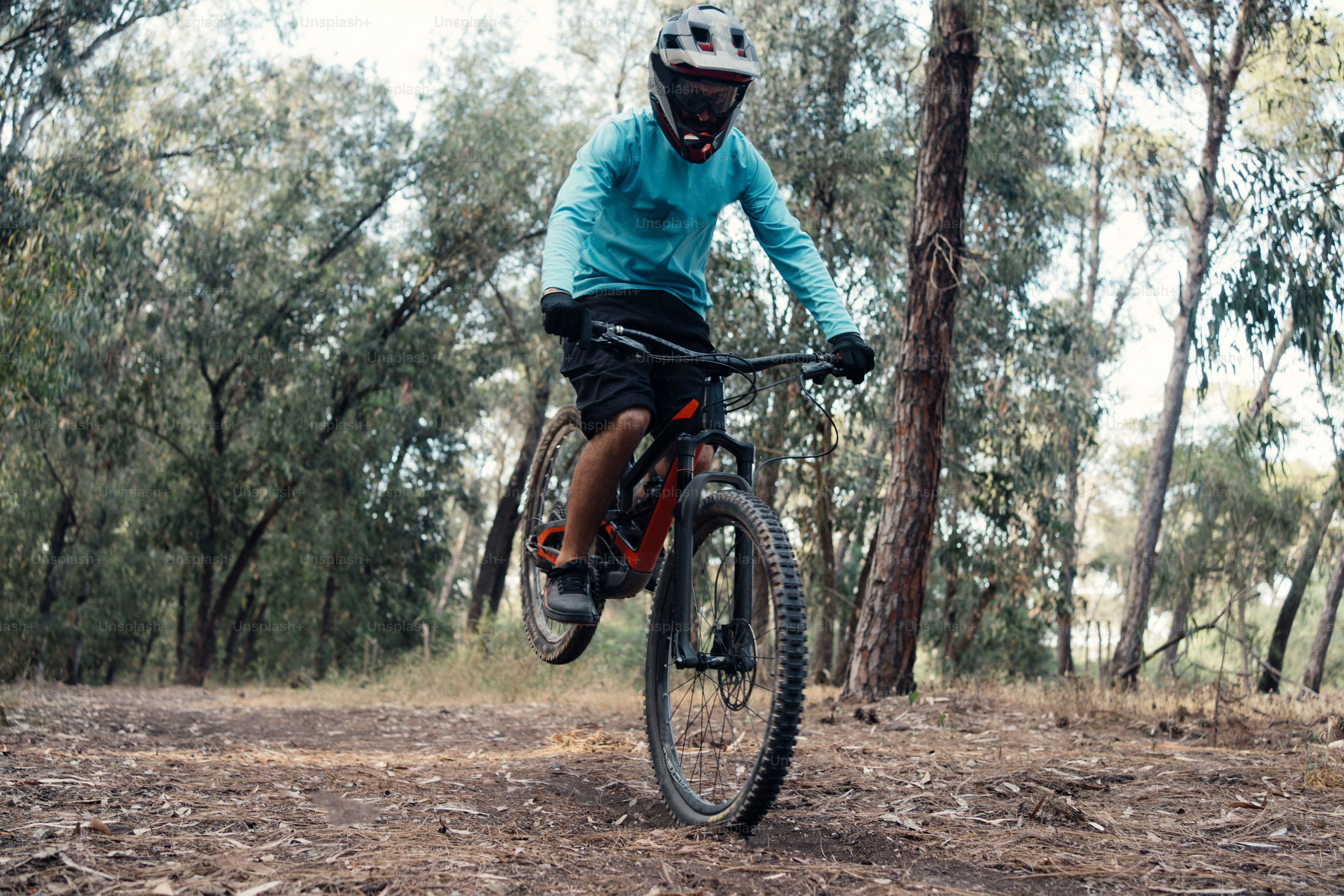Bike Rider Pictures [HQ] | Download Free Images on Unsplash