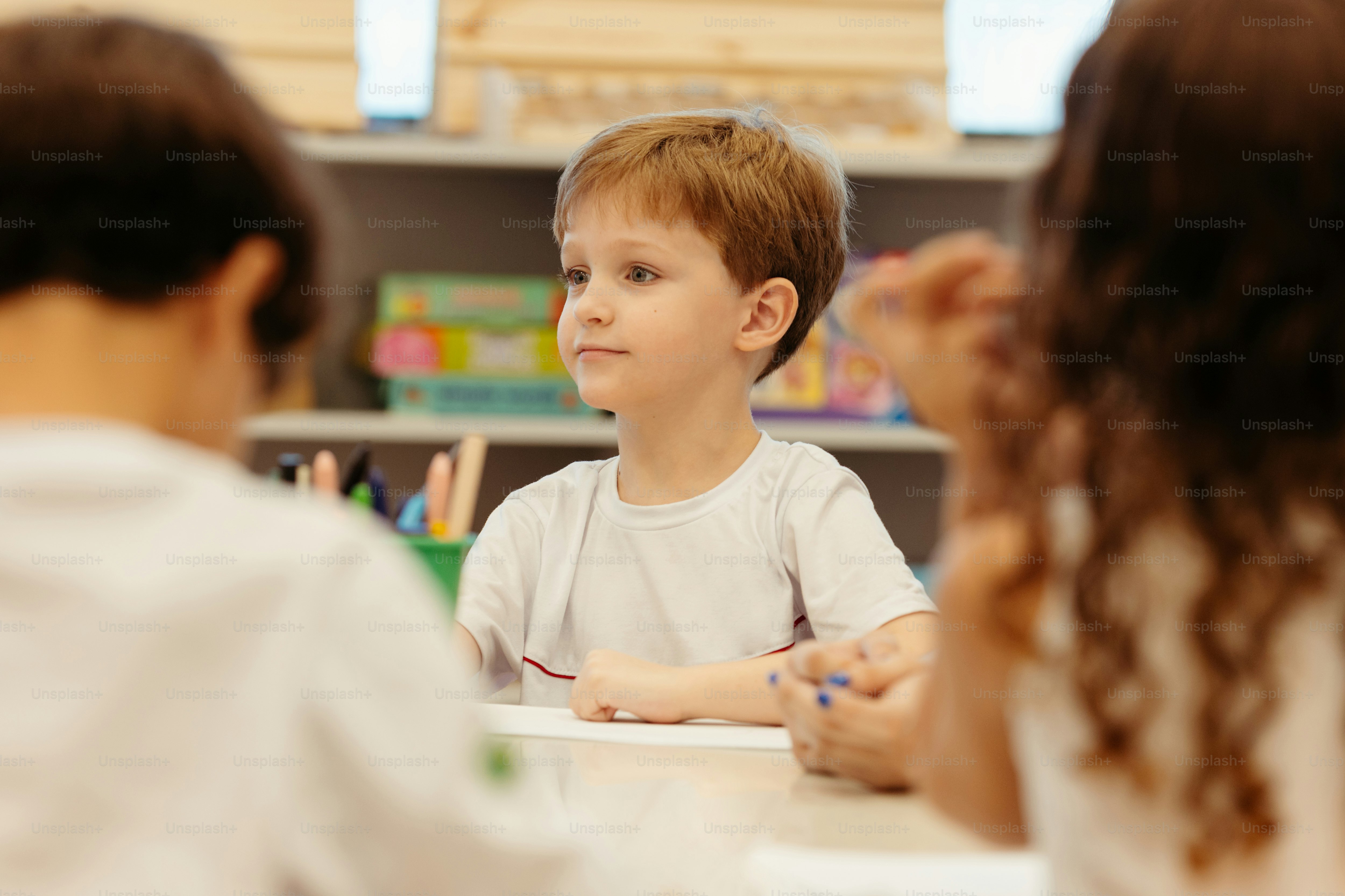 School Kid Pictures | Download Free Images on Unsplash