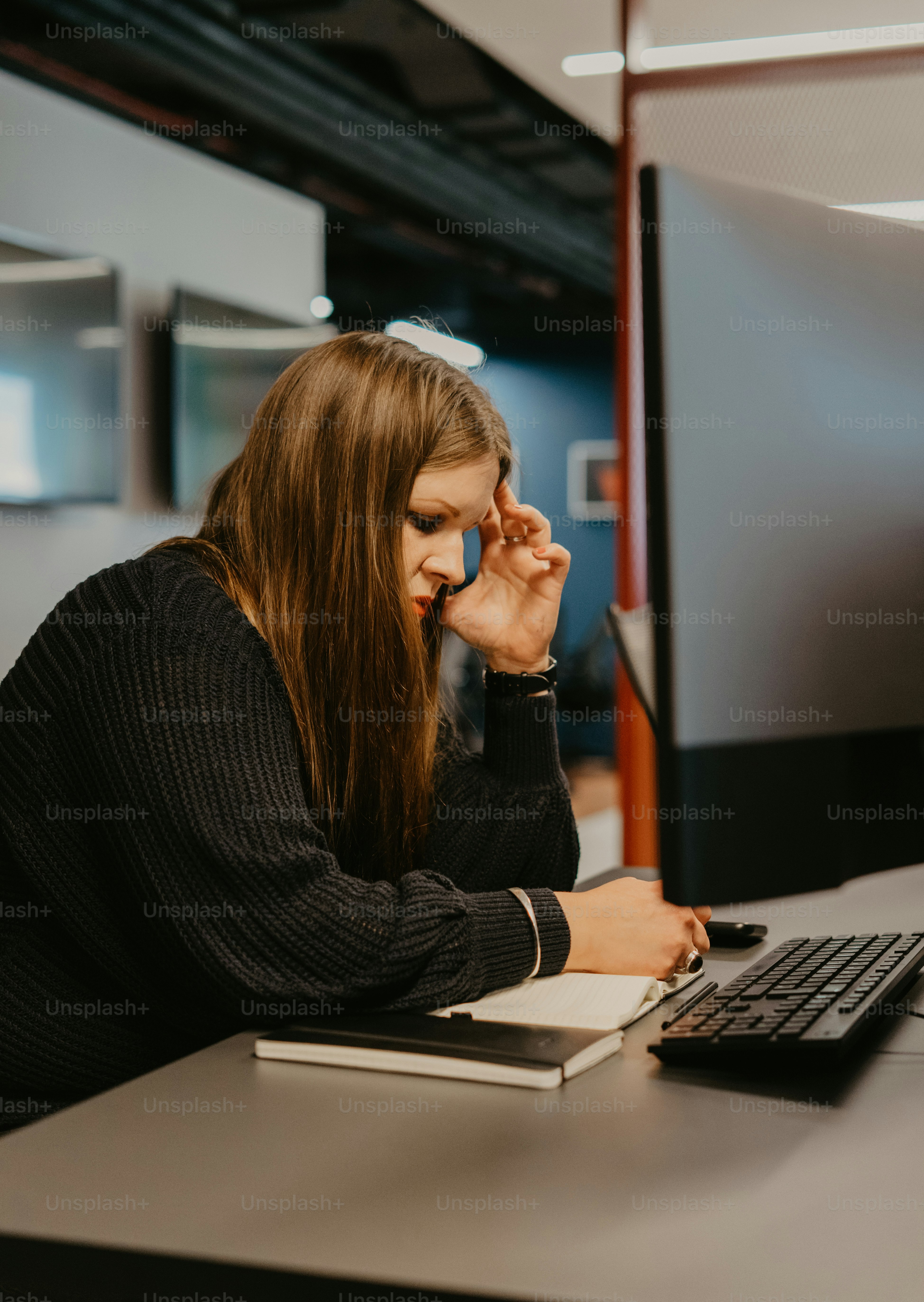 Sad Worker Pictures | Download Free Images on Unsplash