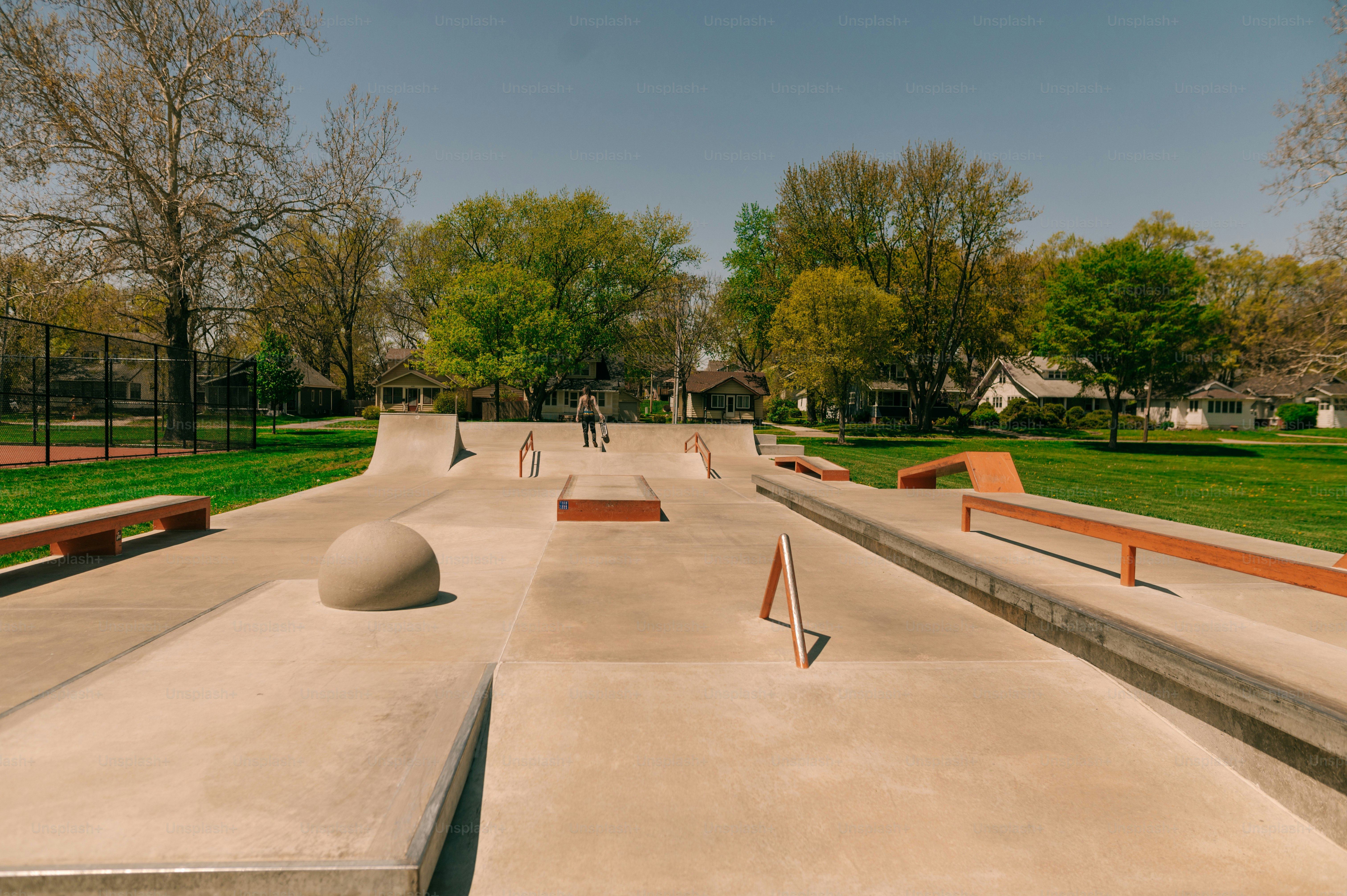 A group of skateboard ramps in a park photo – Sport Image on Unsplash
