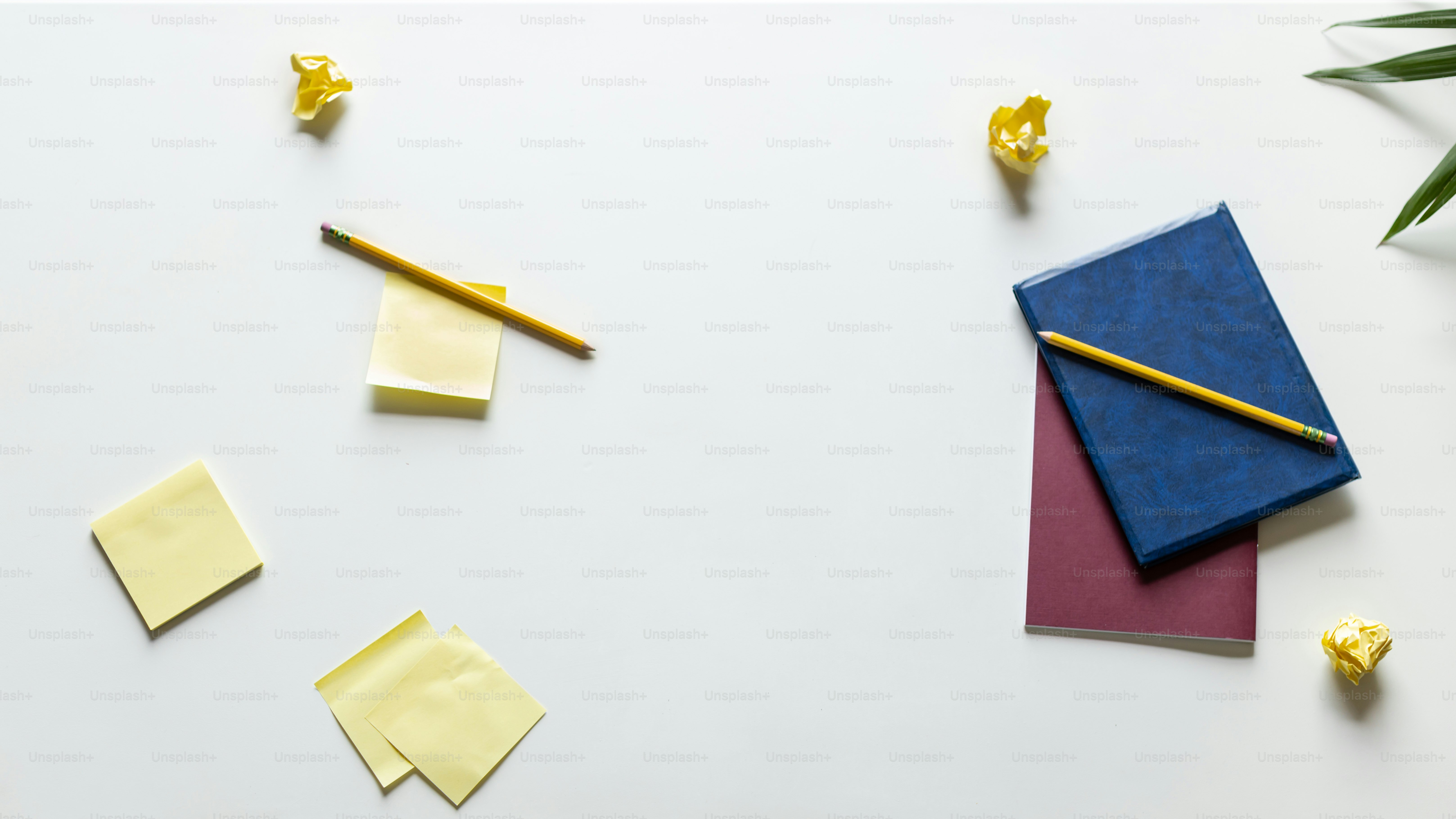 A pile of post it notes and a pair of scissors photo – Pens Image on ...