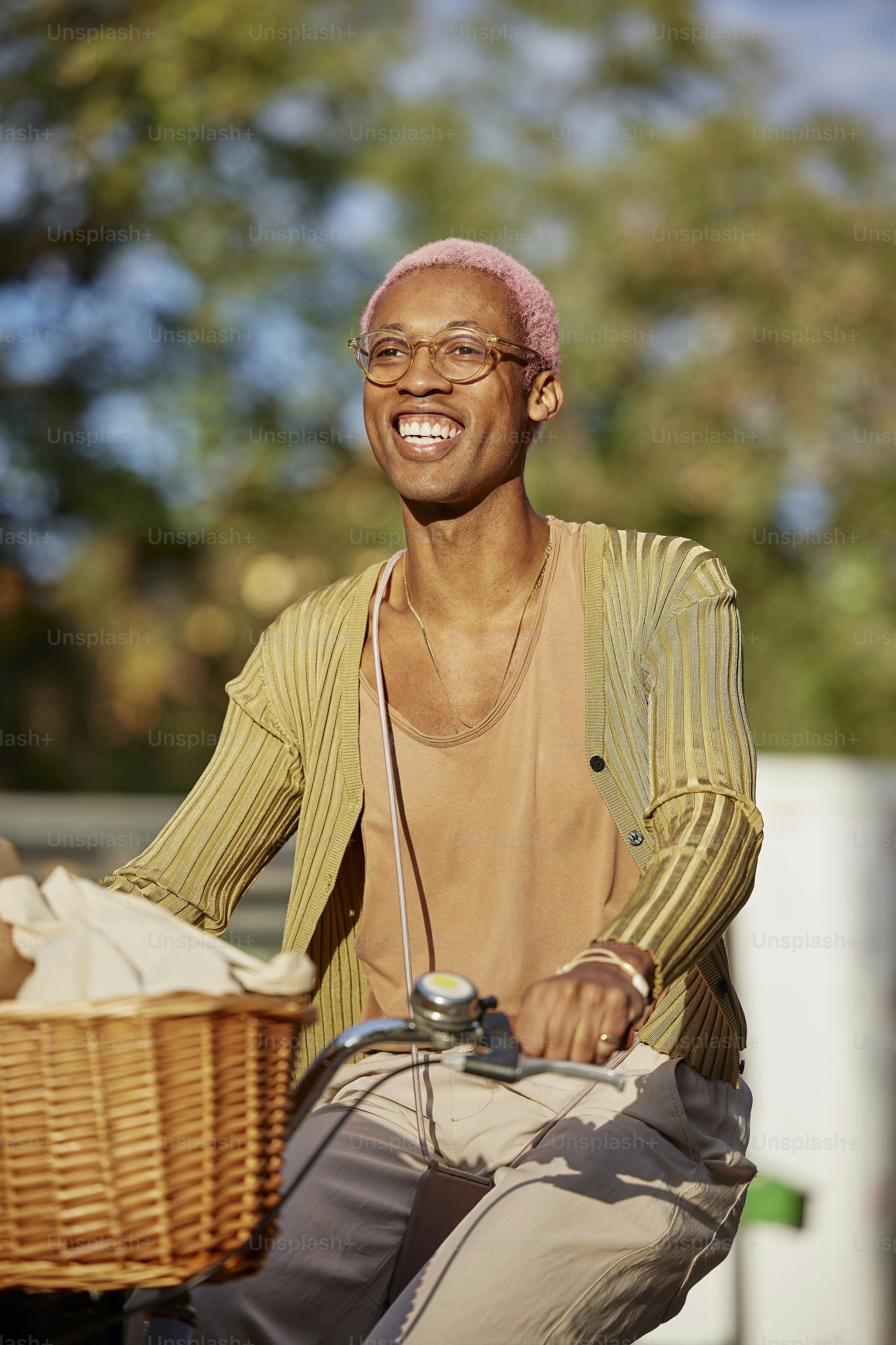 500+ Black Guy Pictures | Download Free Images on Unsplash