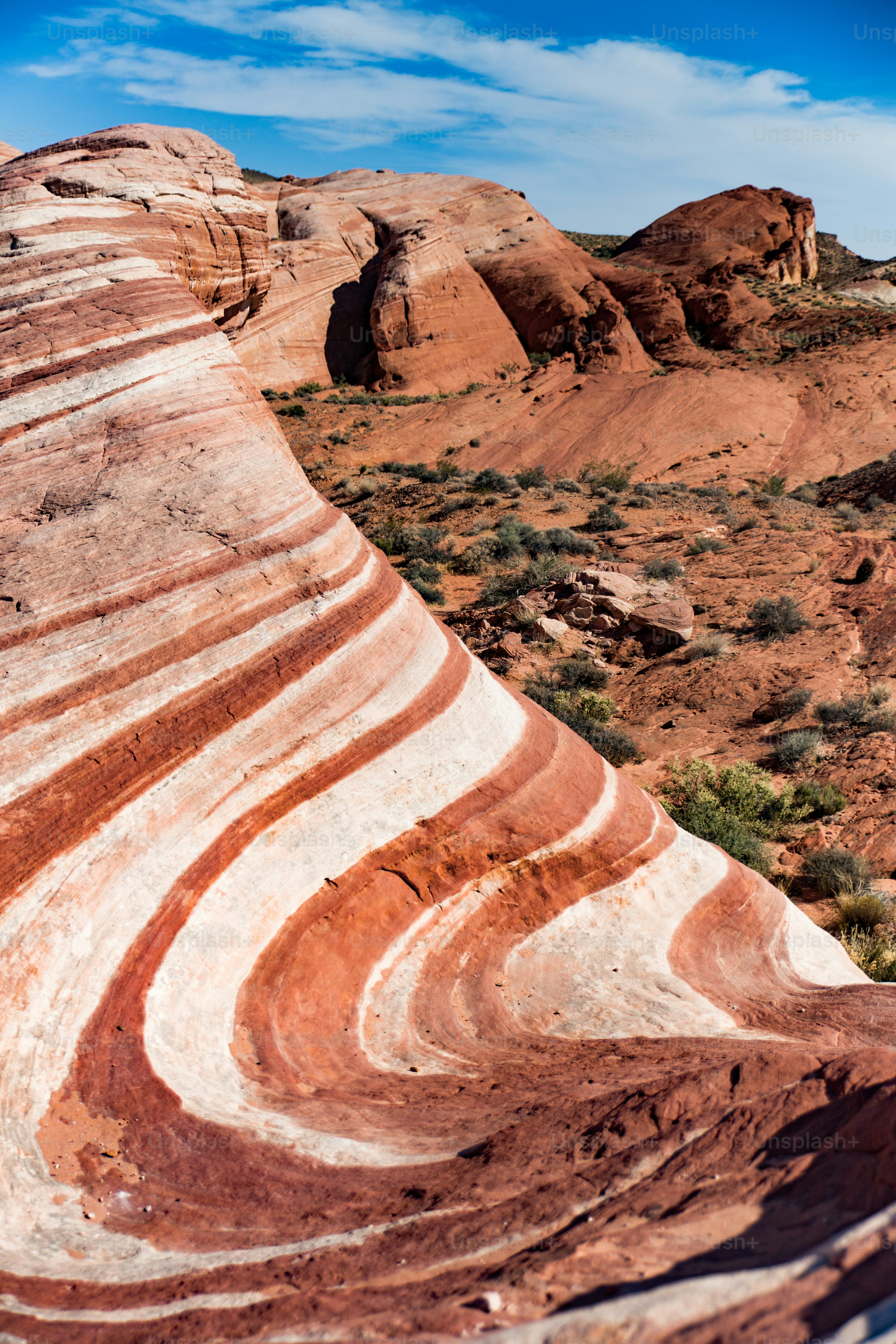 A large rock formation in the middle of a desert photo – Utah Image on ...