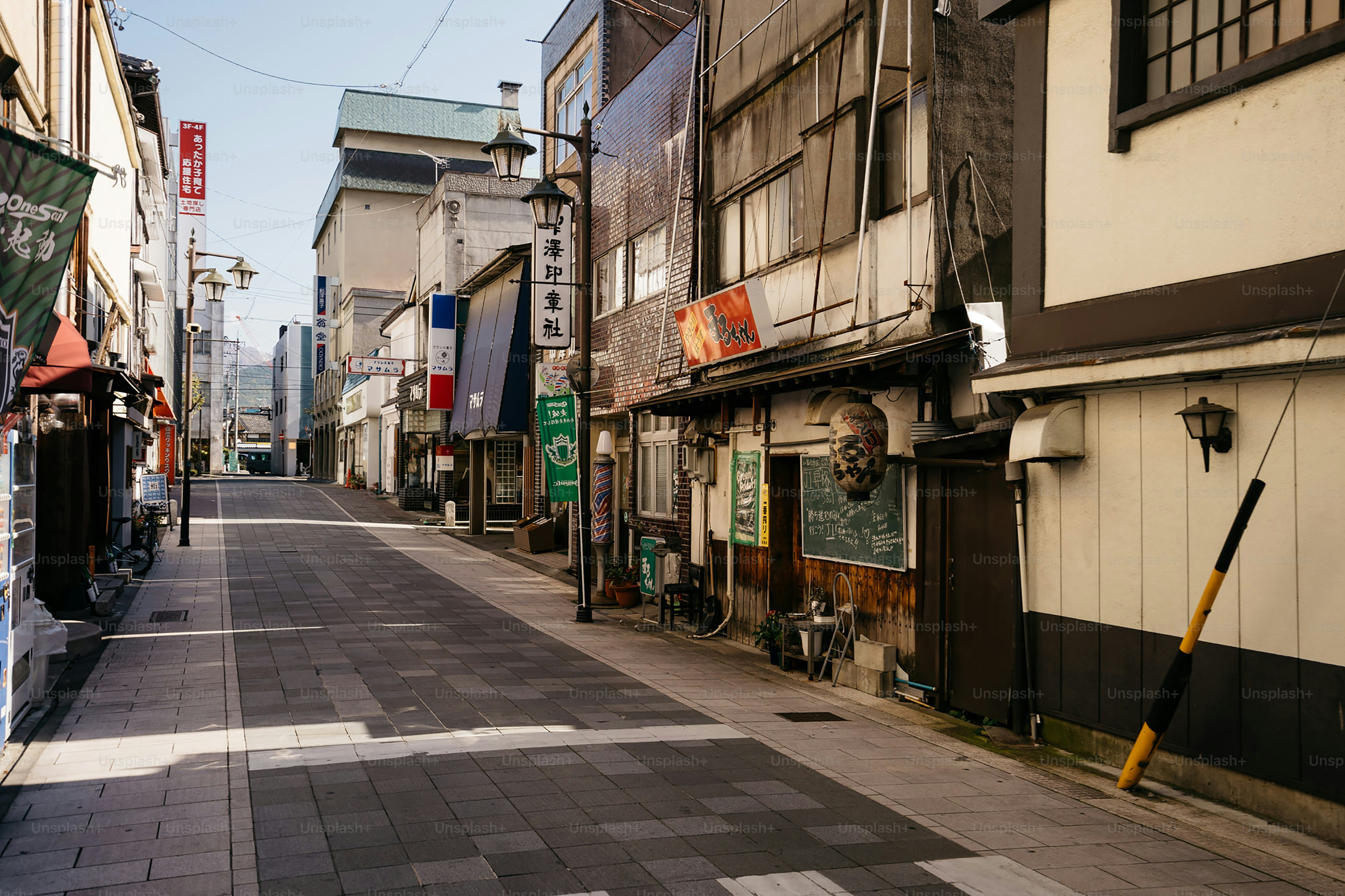 100+ Japan Street Pictures | Download Free Images on Unsplash