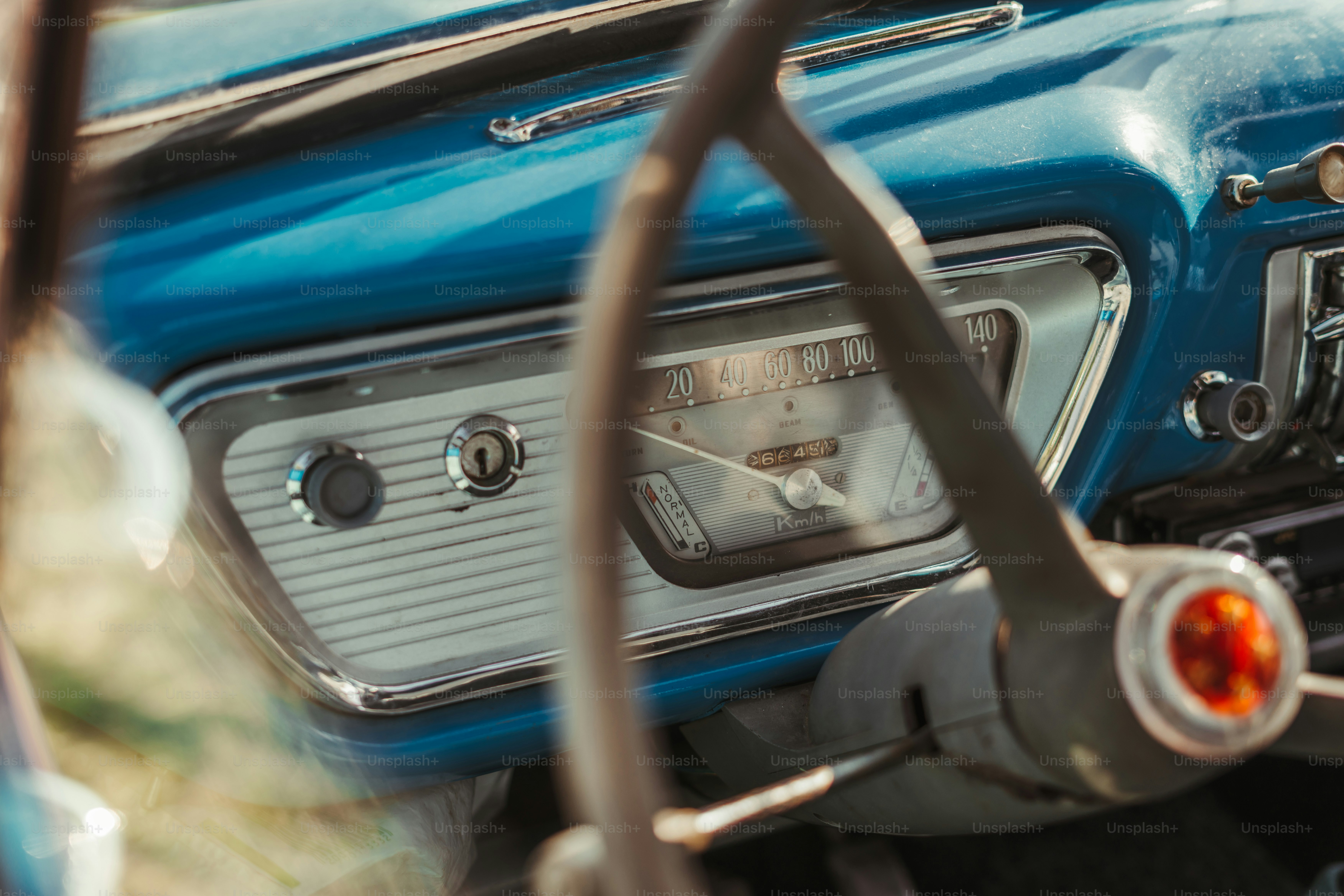 Foto Close-up dasbor mobil – Gambar Mobil di Unsplash