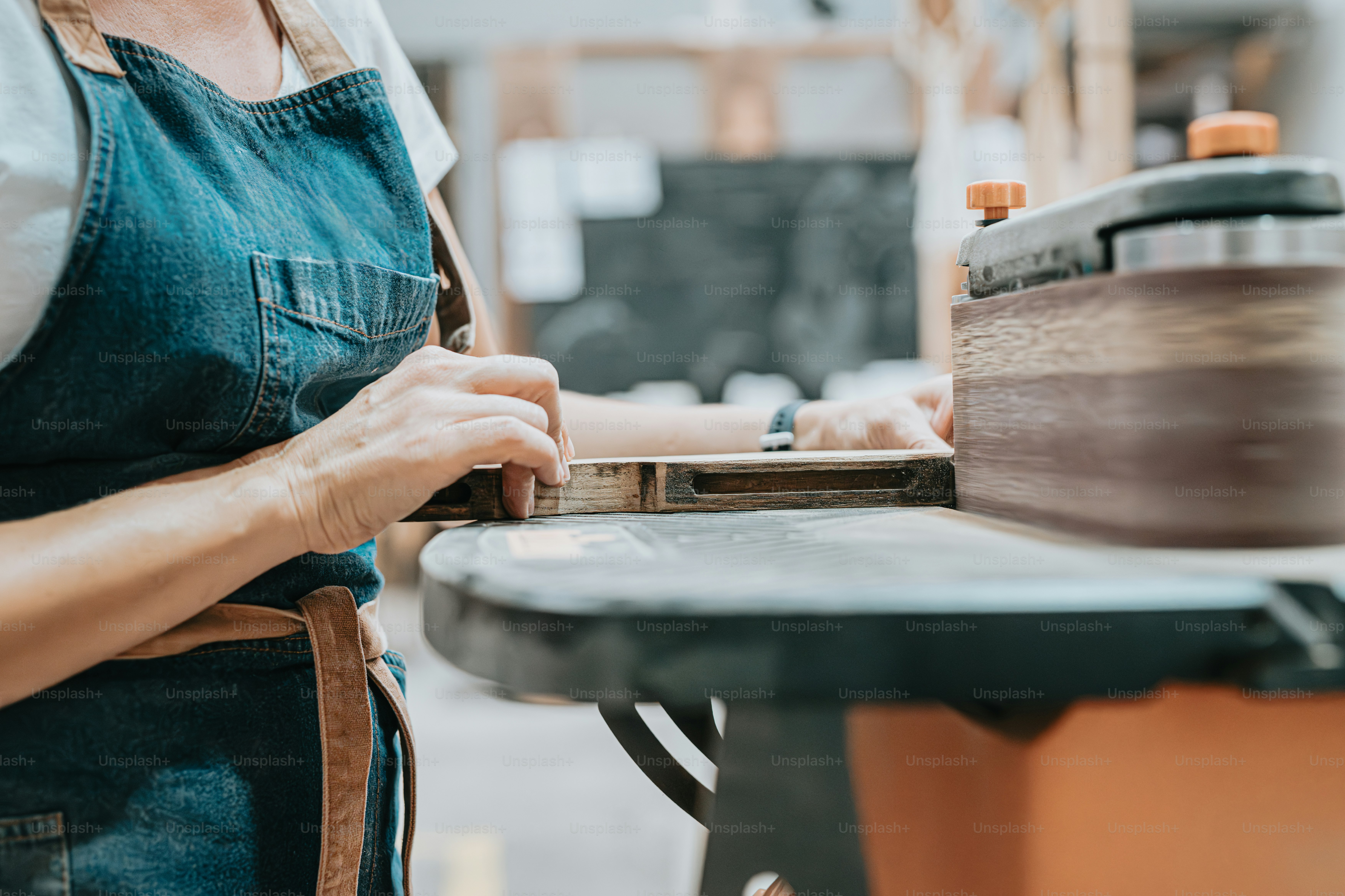 Wood Working Pictures | Download Free Images on Unsplash