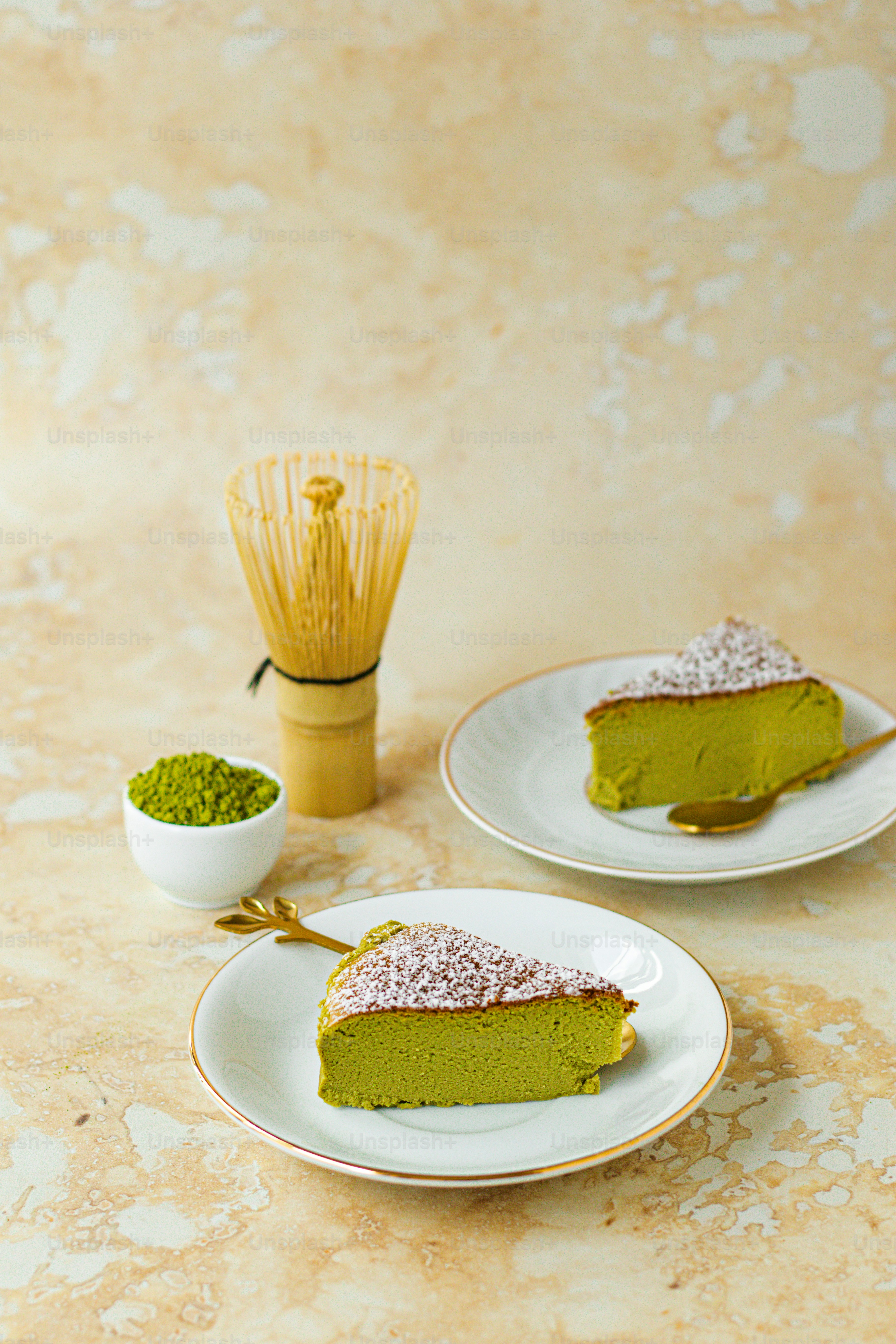 A couple of plates that have some food on them photo – Matcha tea Image ...