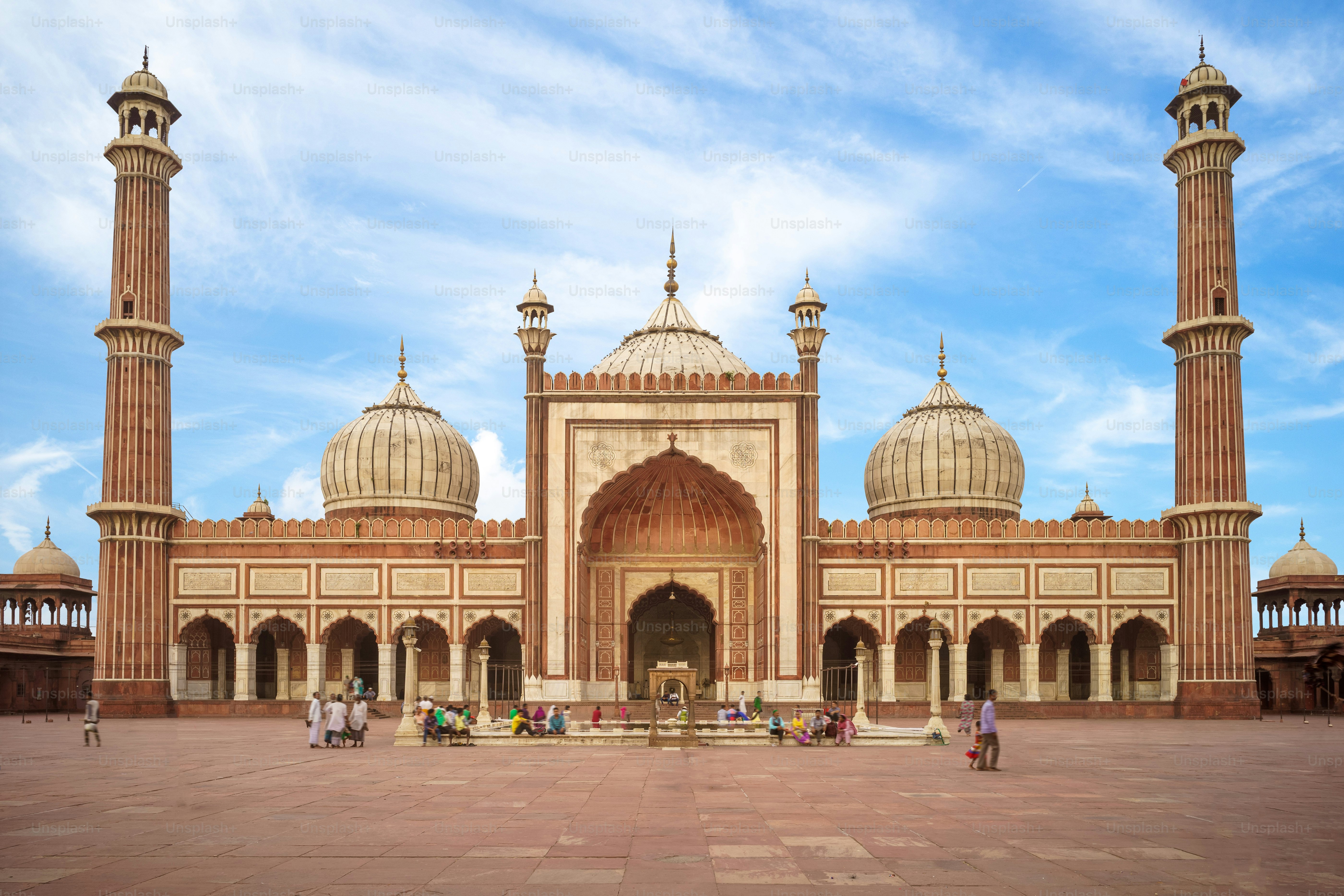 Facade view of Jama Masjid in Old Delhi, India photo – Tourism Image on ...