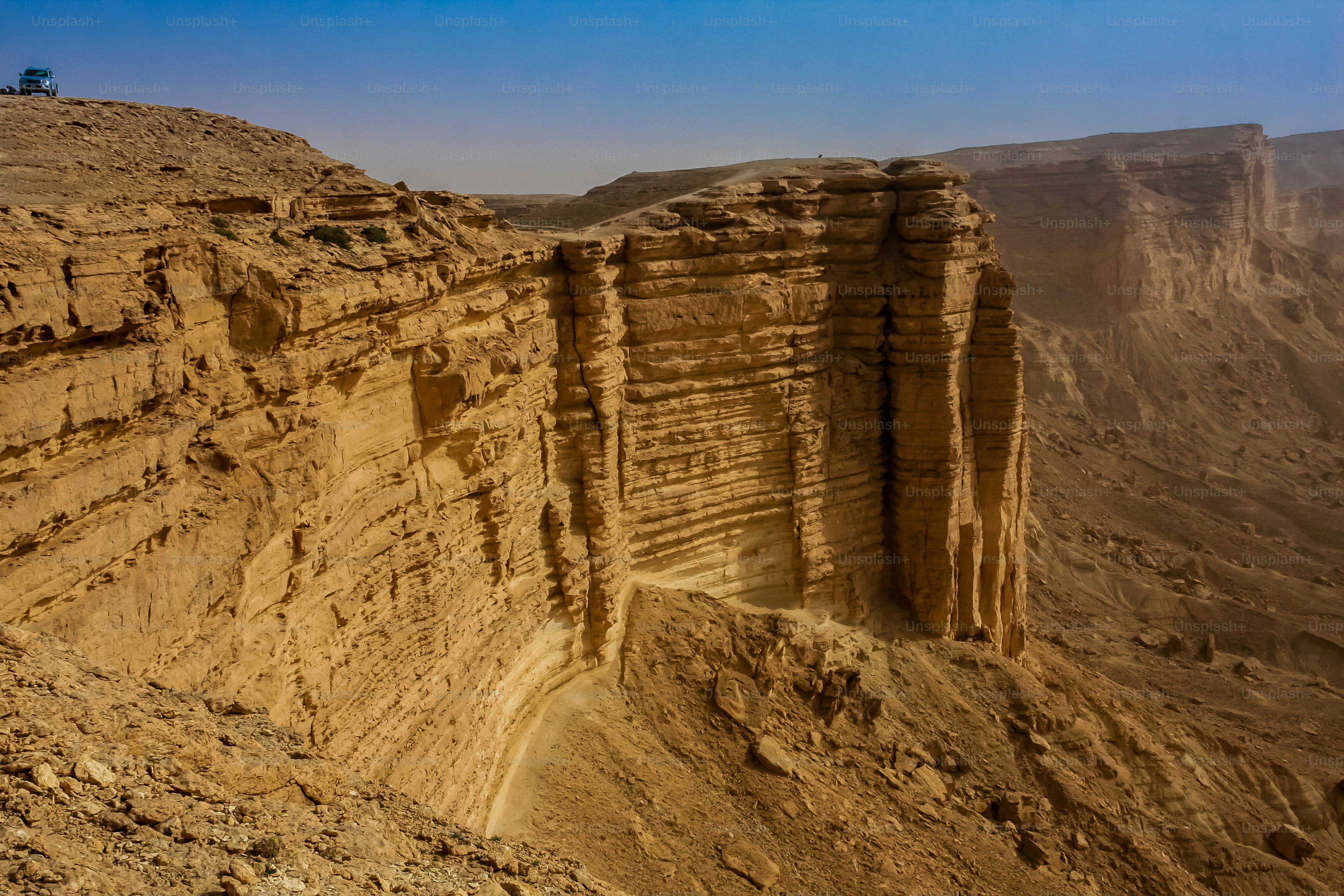 A breathtaking rock cliff some 120 km from Riyadh photo – Day Image on ...