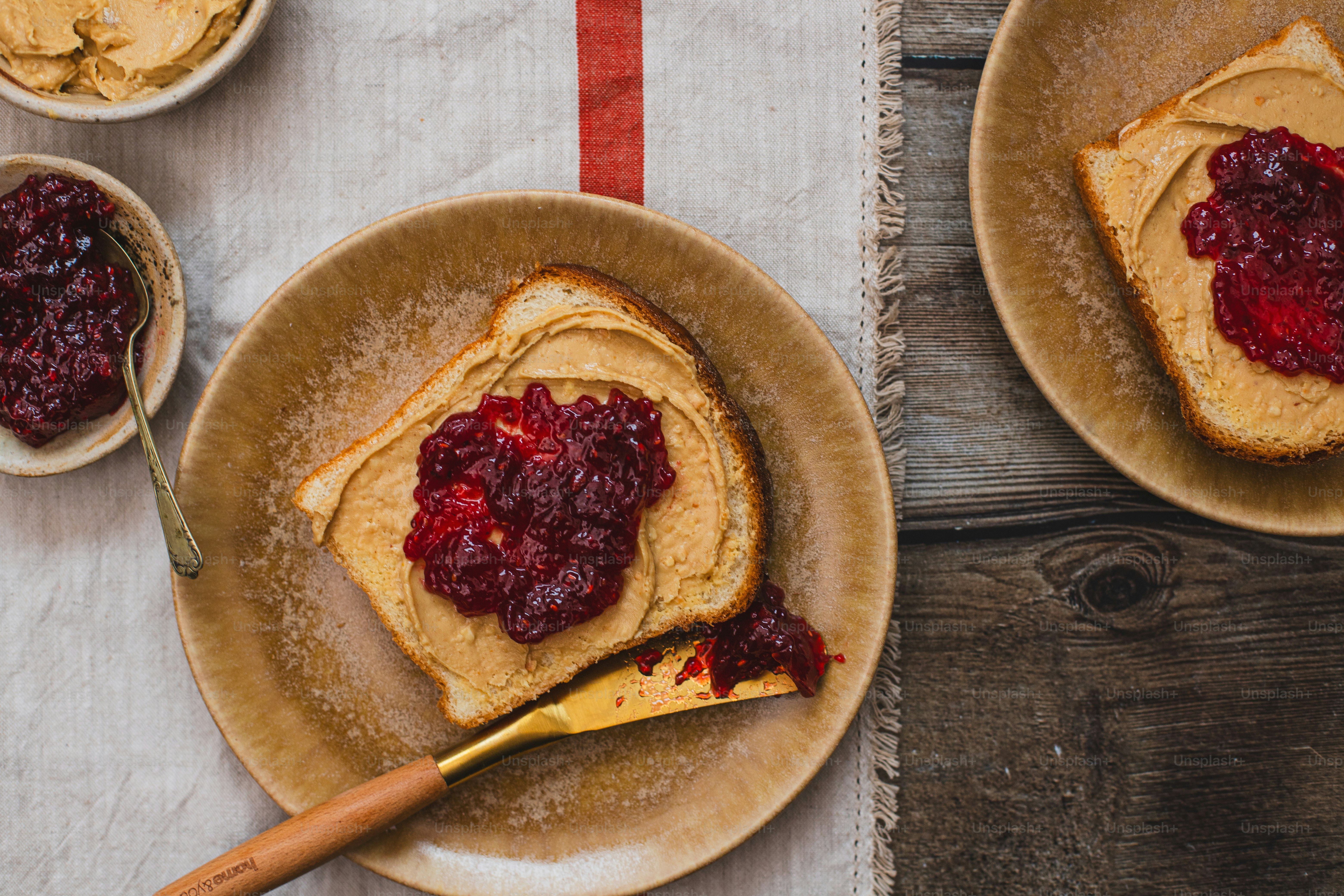 30,000+ Peanut Butter And Jelly Pictures | Download Free Images on Unsplash