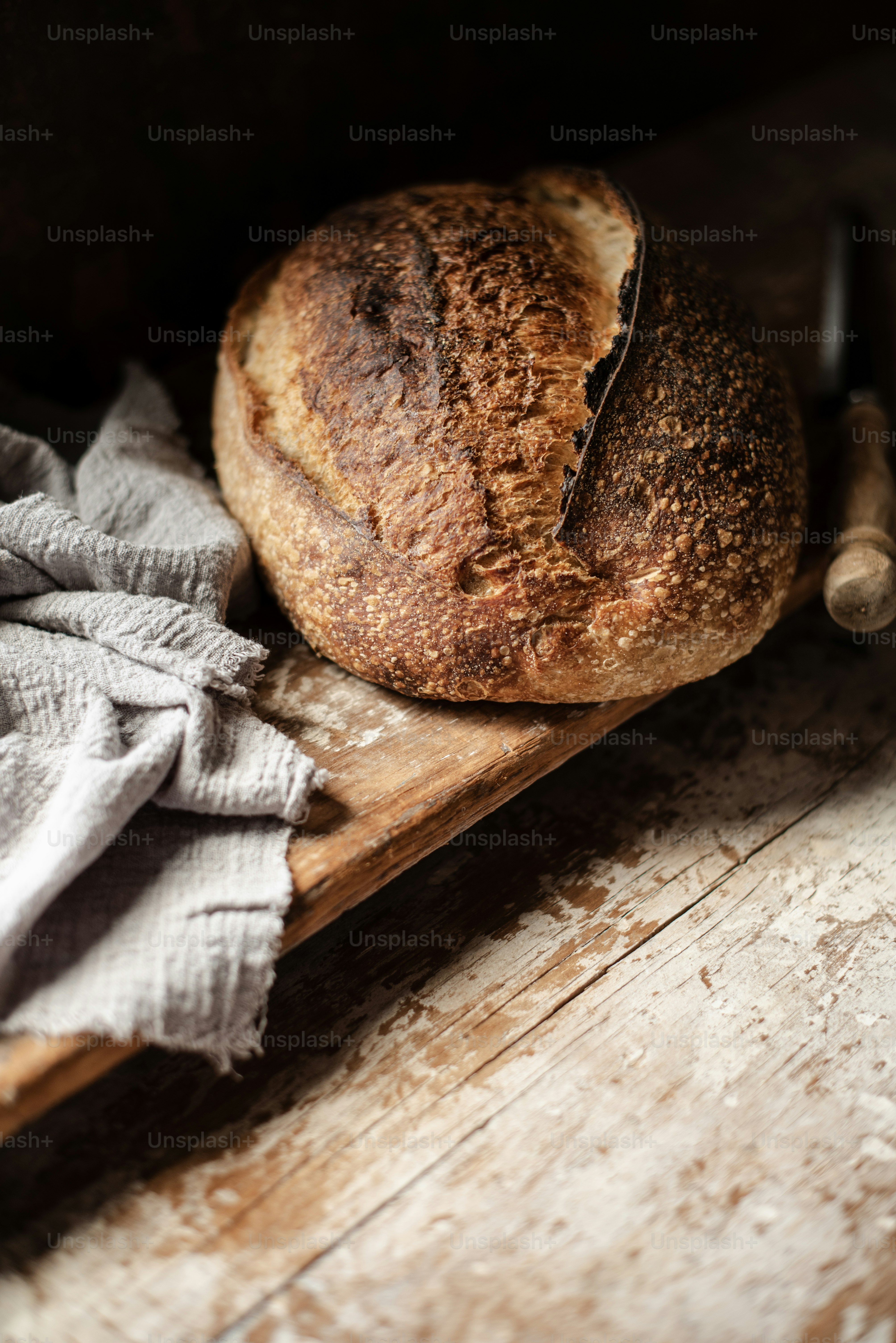Free HD Bread Loaf Pictures | Download on Unsplash