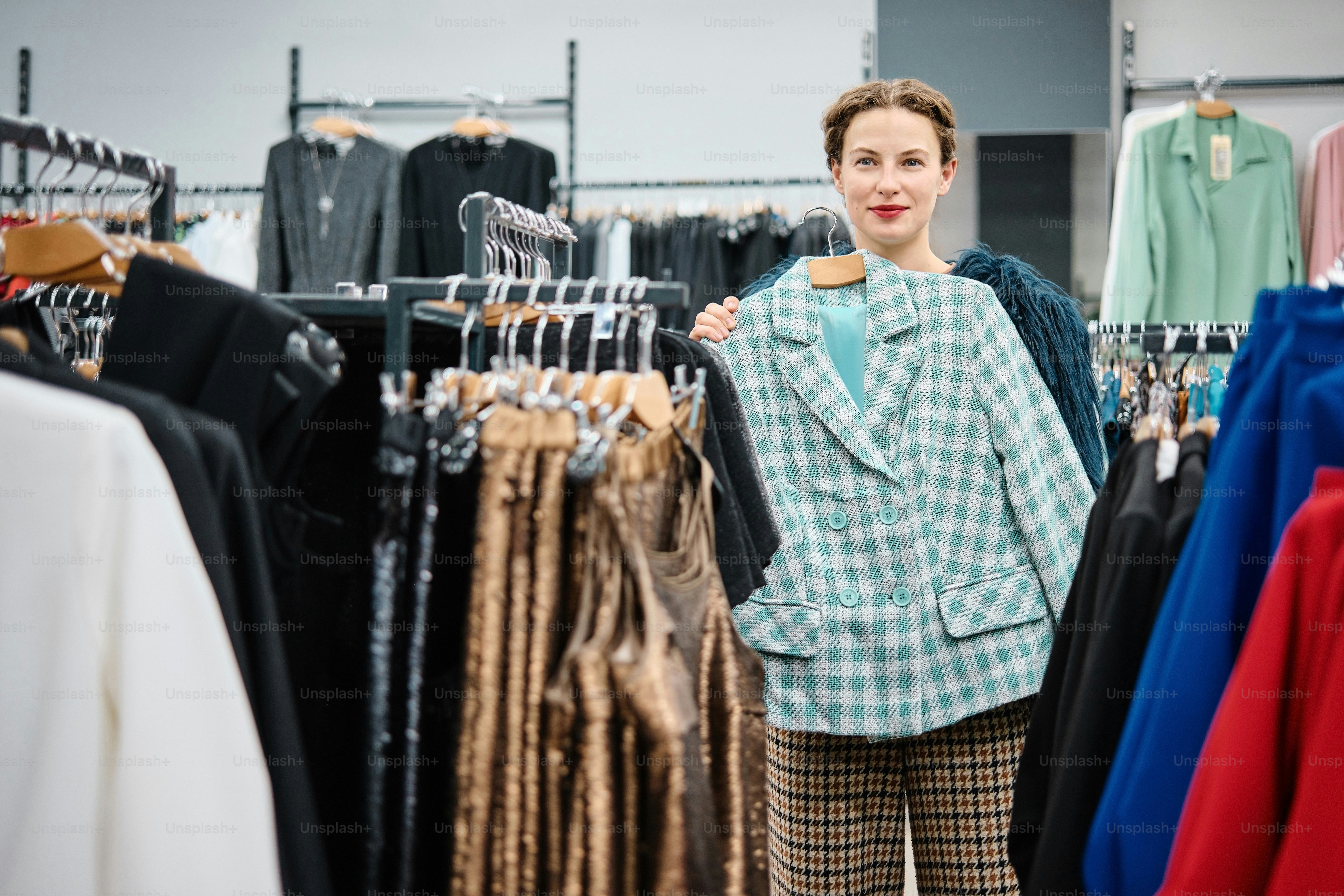 1000+ Clothes Shop Pictures | Download Free Images on Unsplash