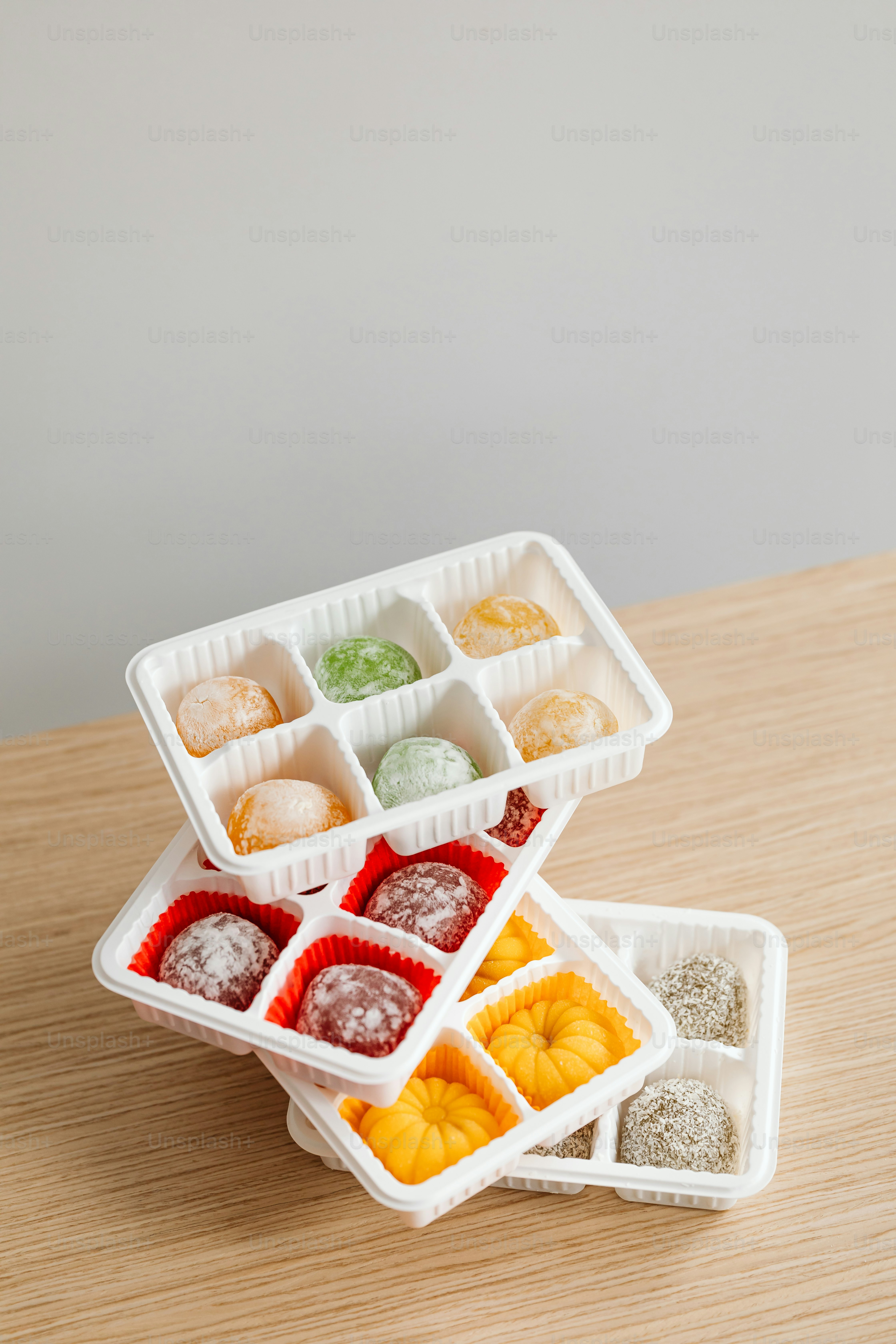 A variety of mochi in trays photo – Food Image on Unsplash