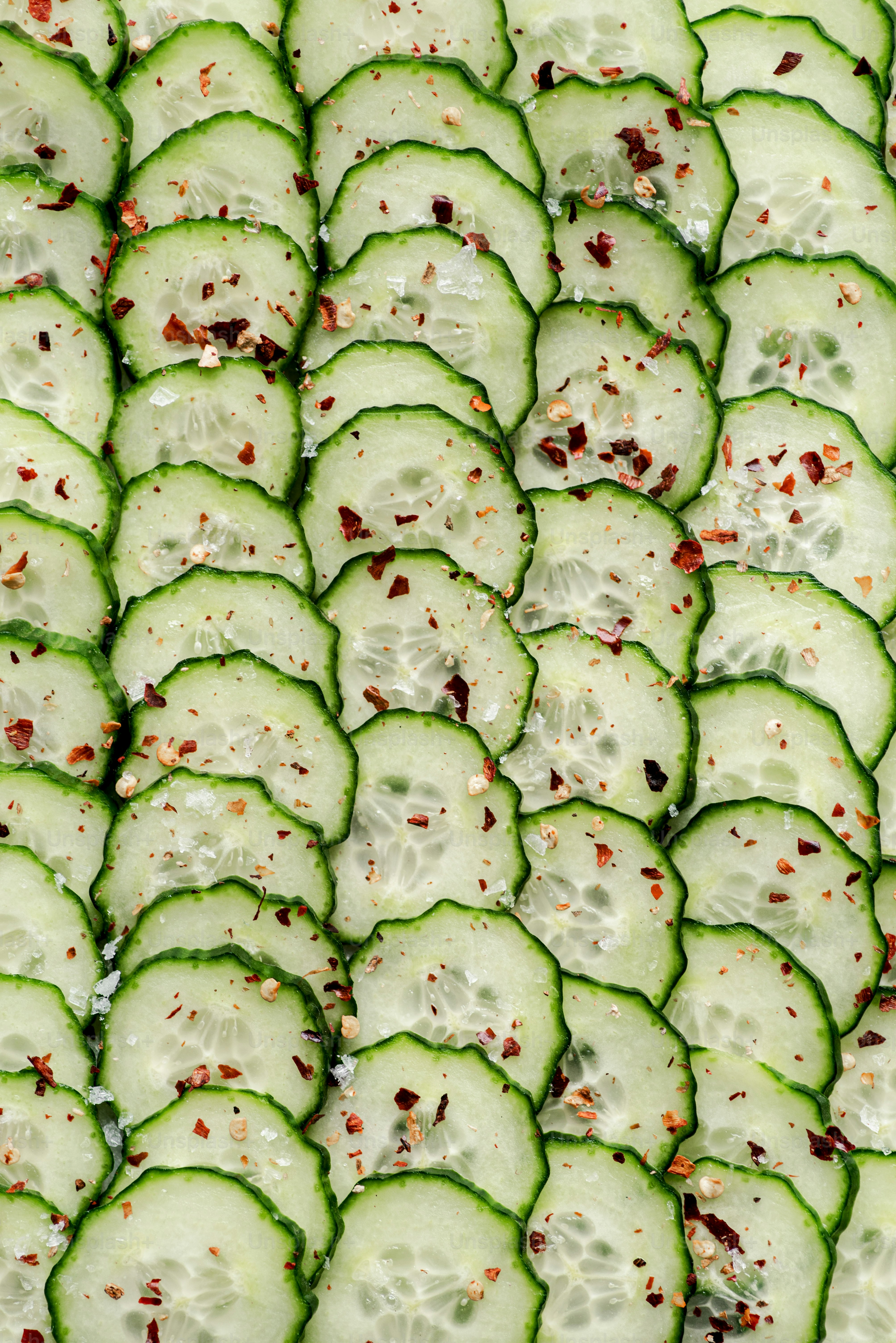 A close up of a tray of cucumber slices photo – Spring Image on Unsplash