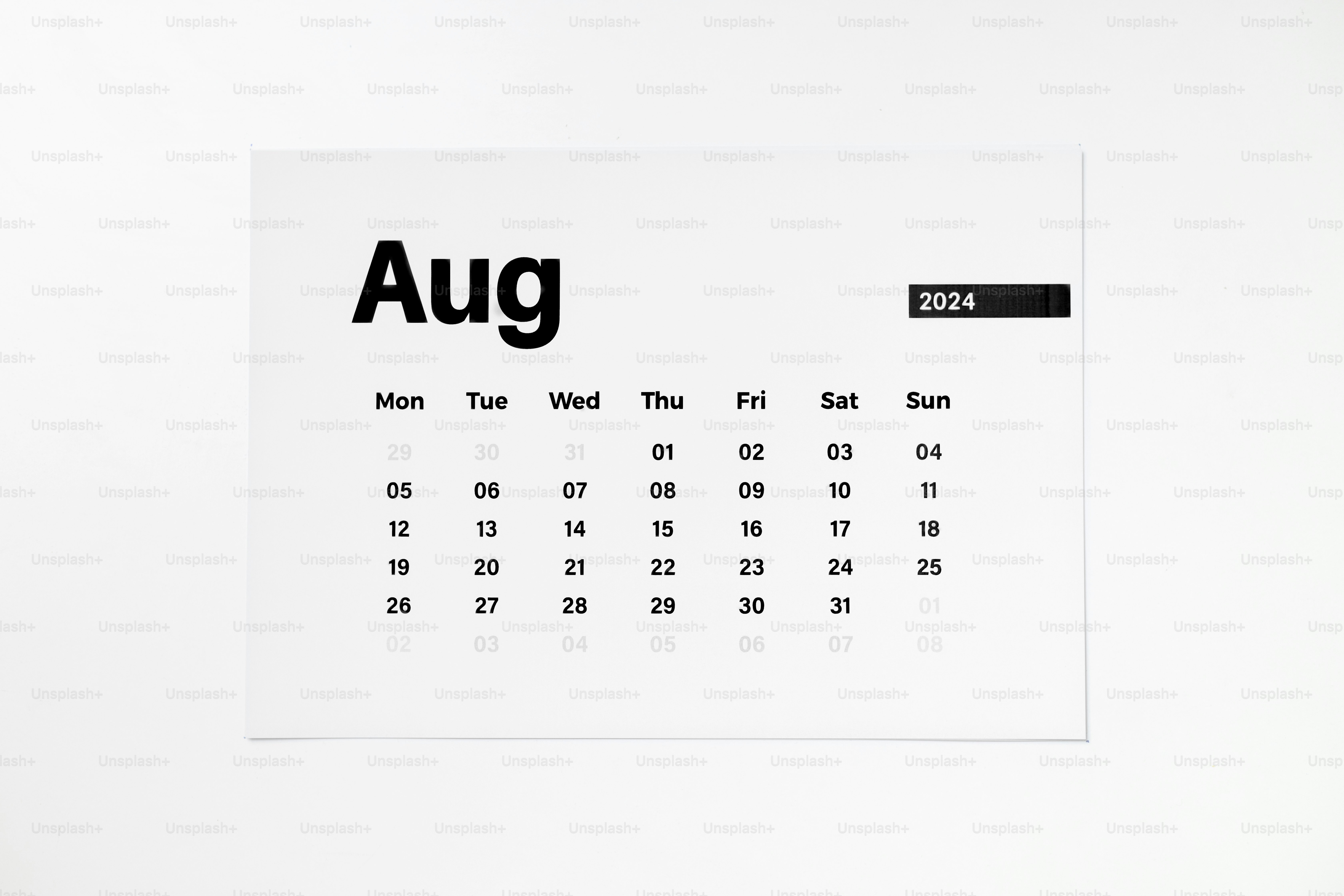 A calendar with the date of august on it photo – August Image on Unsplash