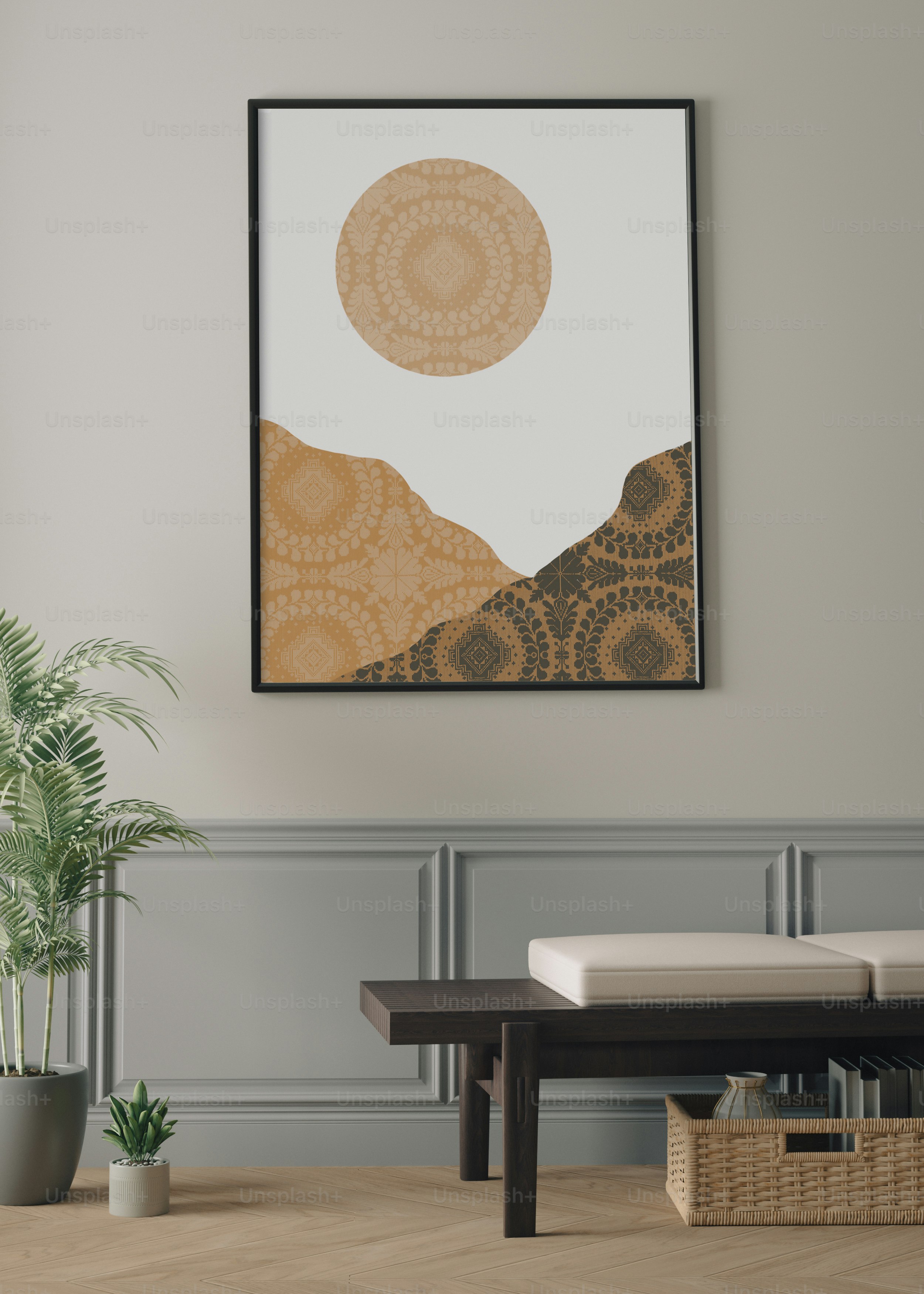 Un cuadro colgado en una pared sobre una mesa foto – Imagen de Mural en ...