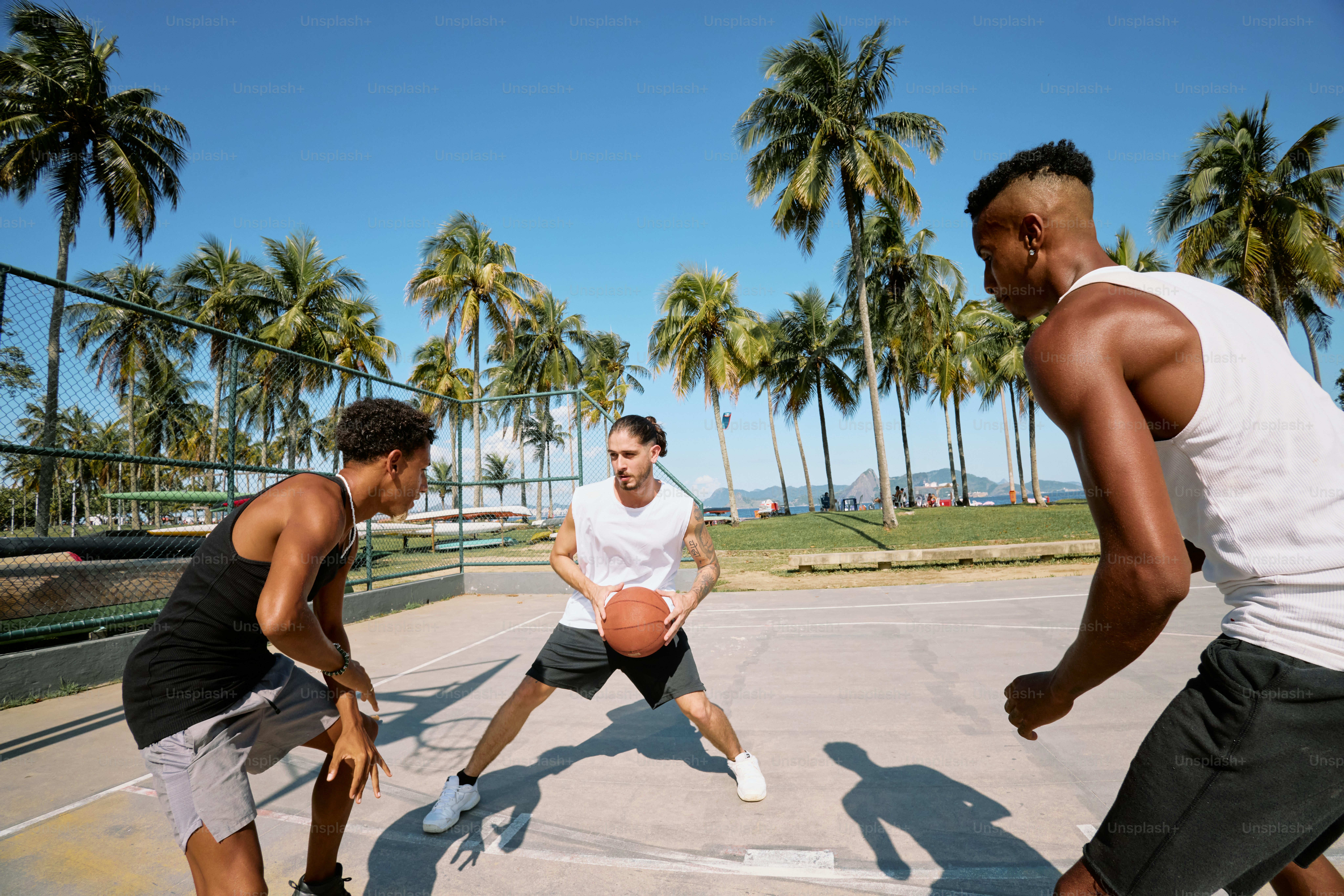 Play Basketball Pictures | Download Free Images on Unsplash