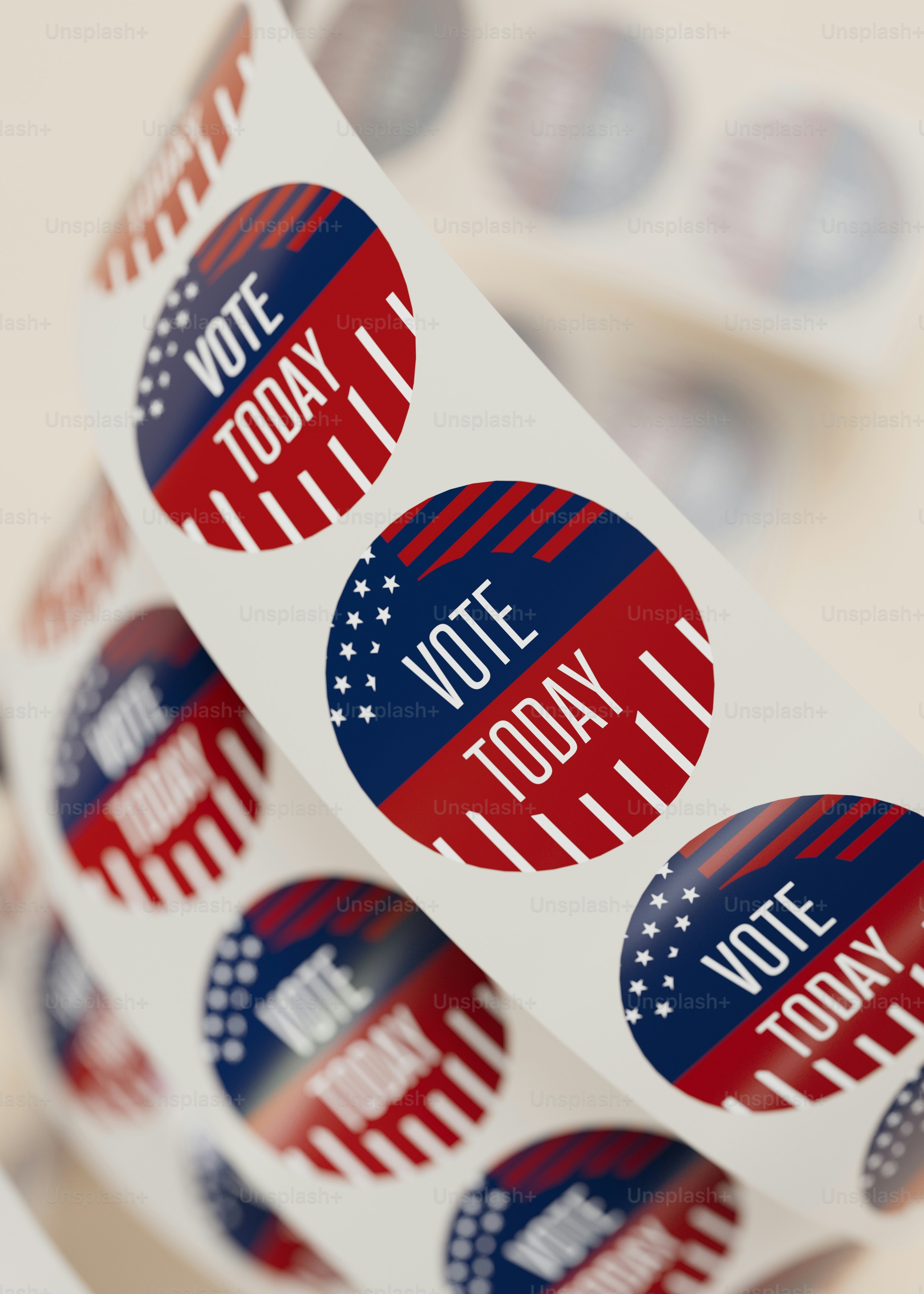 A roll of vote stickers on top of a table photo – Vote Image on Unsplash