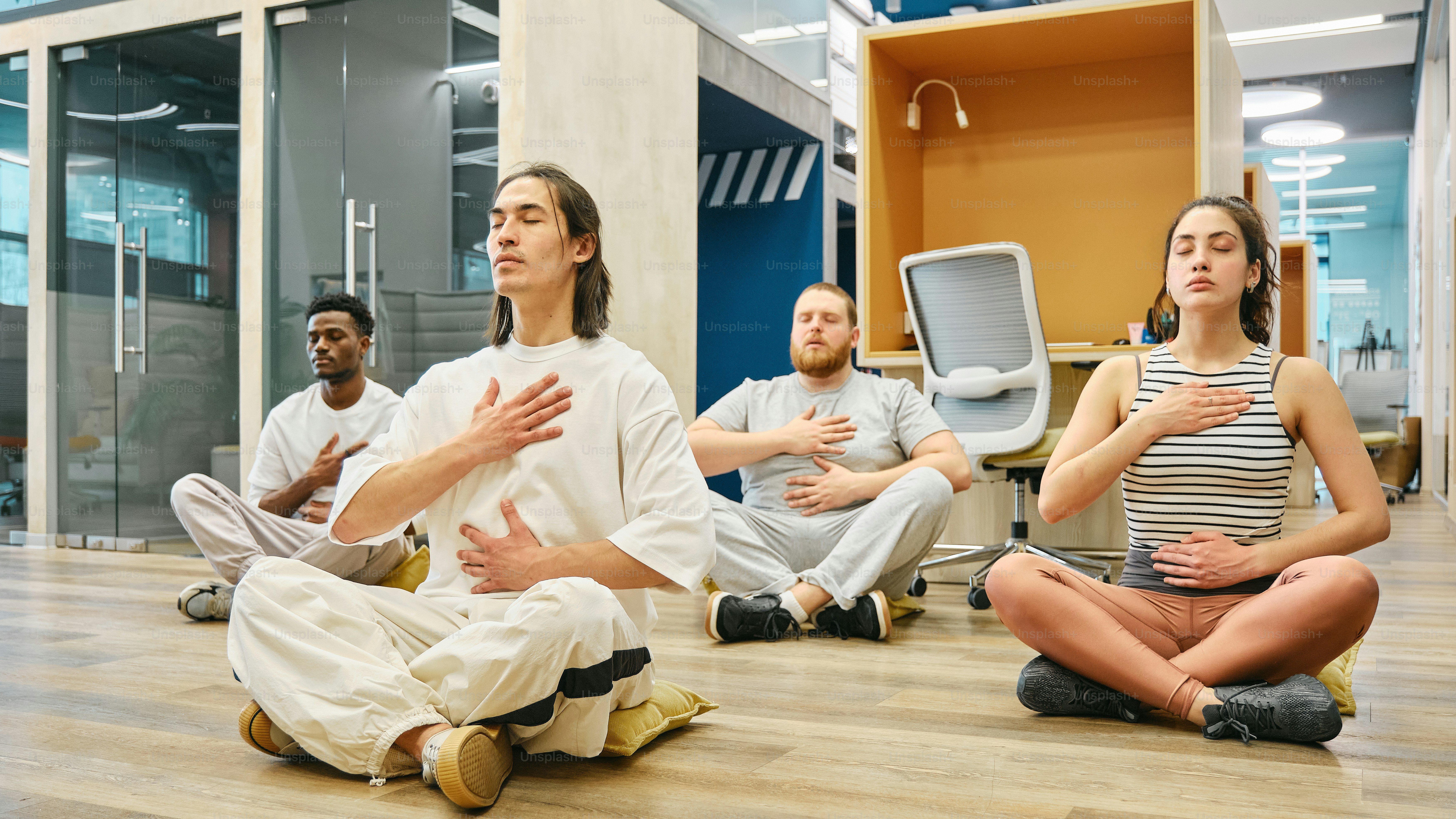 Meditation Class Pictures | Download Free Images on Unsplash