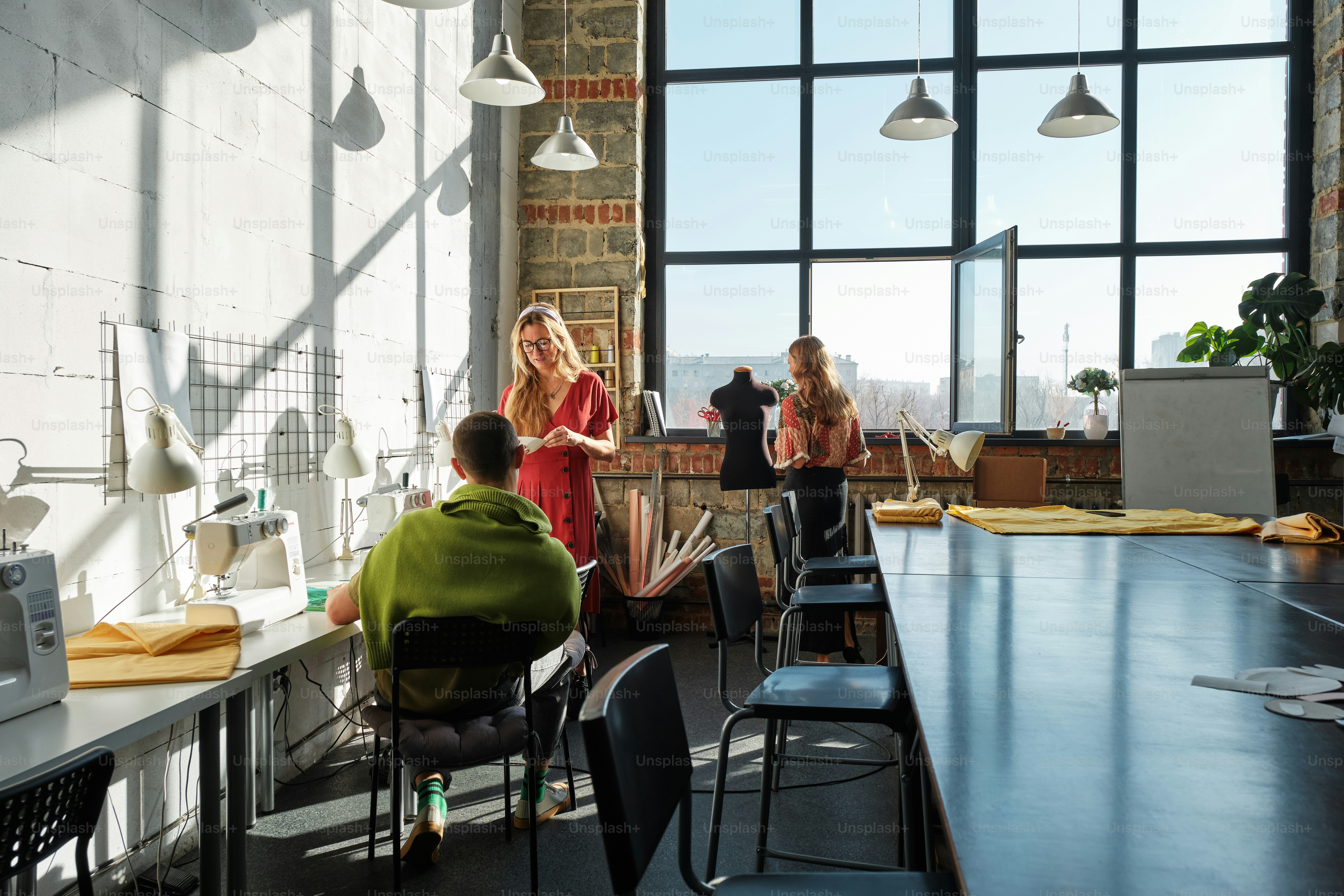 Creative Studio Pictures | Download Free Images on Unsplash