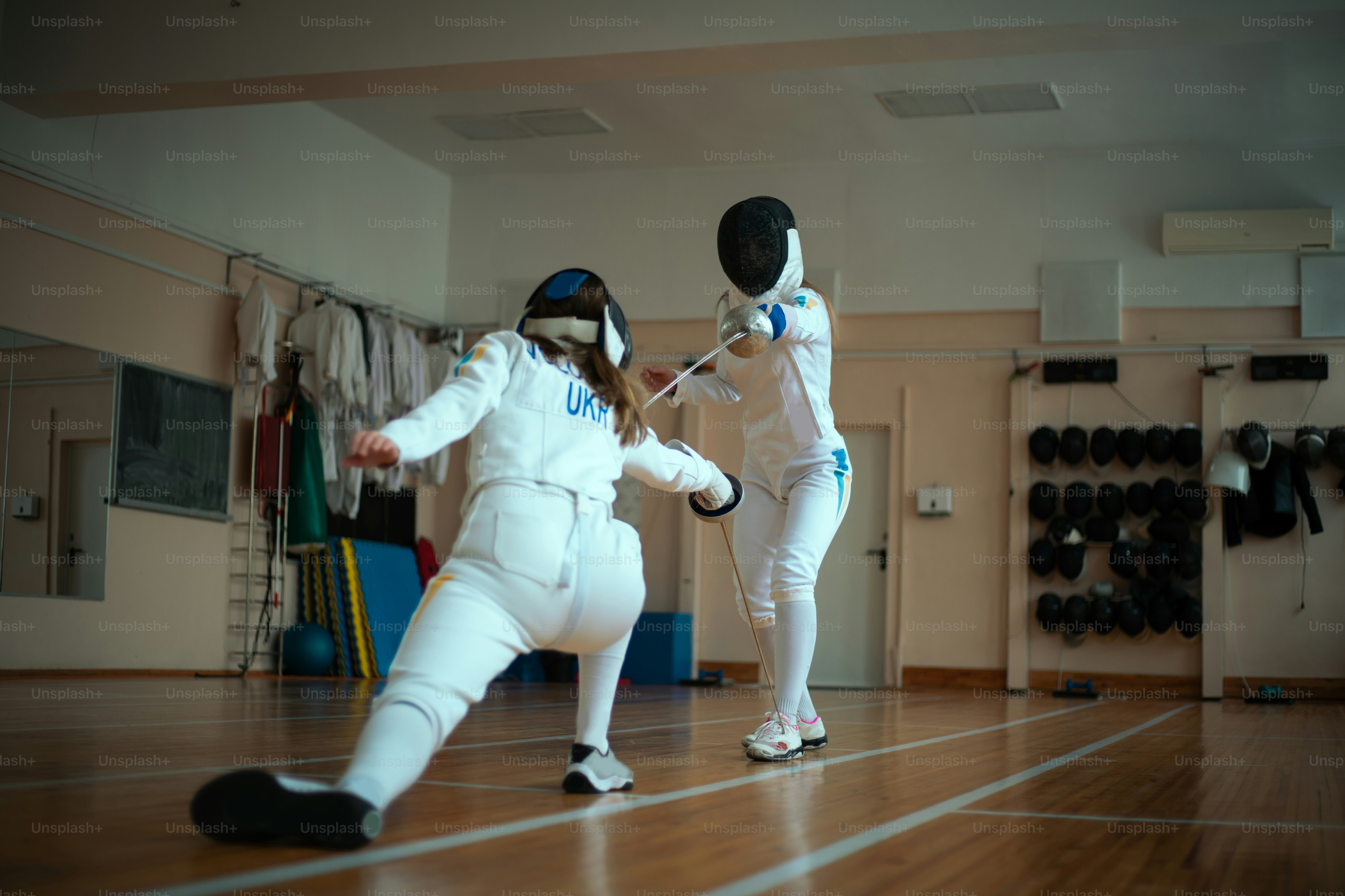 Fencing sports photo – Portrait Image on Unsplash