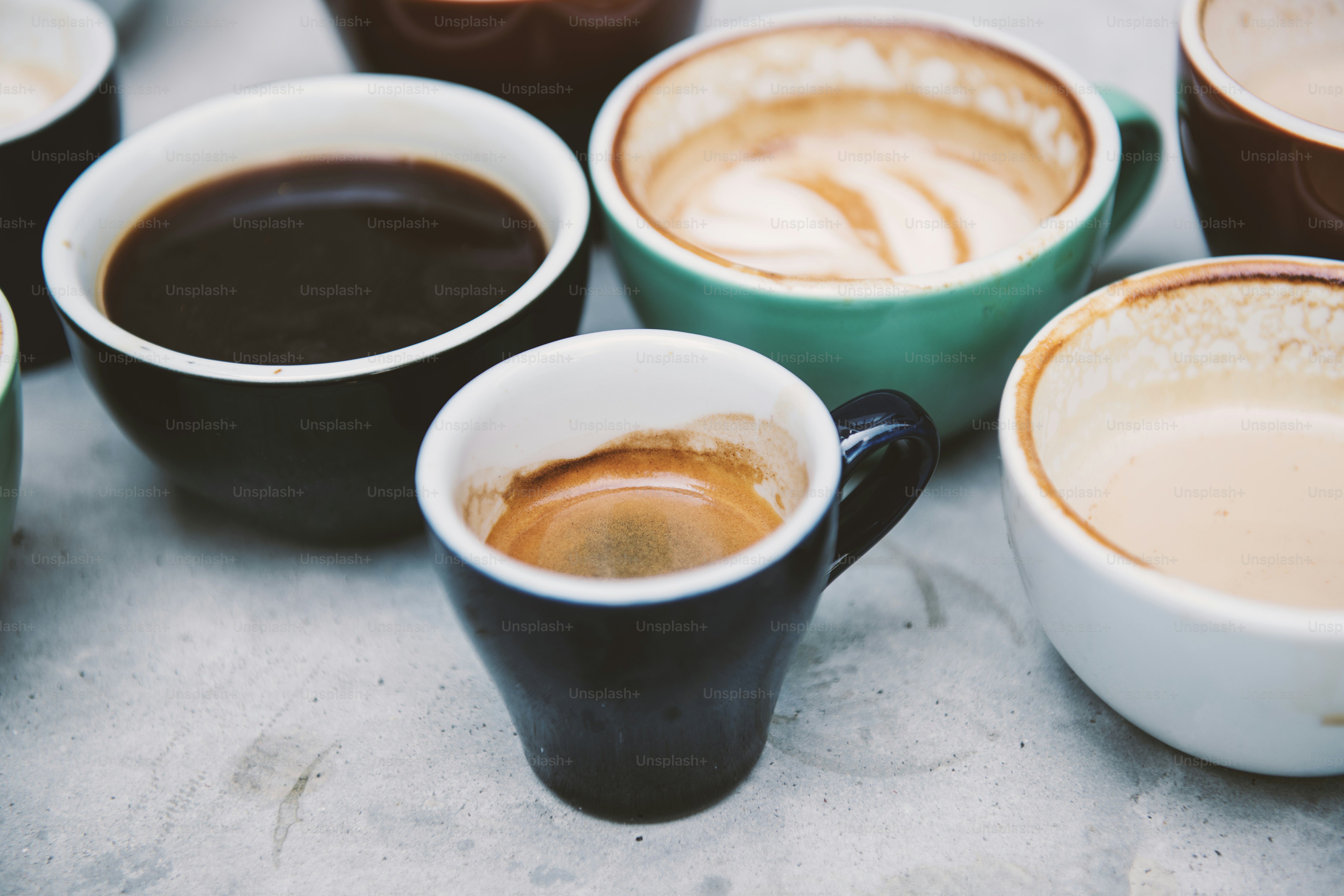 Closeup of various hot coffee photo – Latte Image on Unsplash