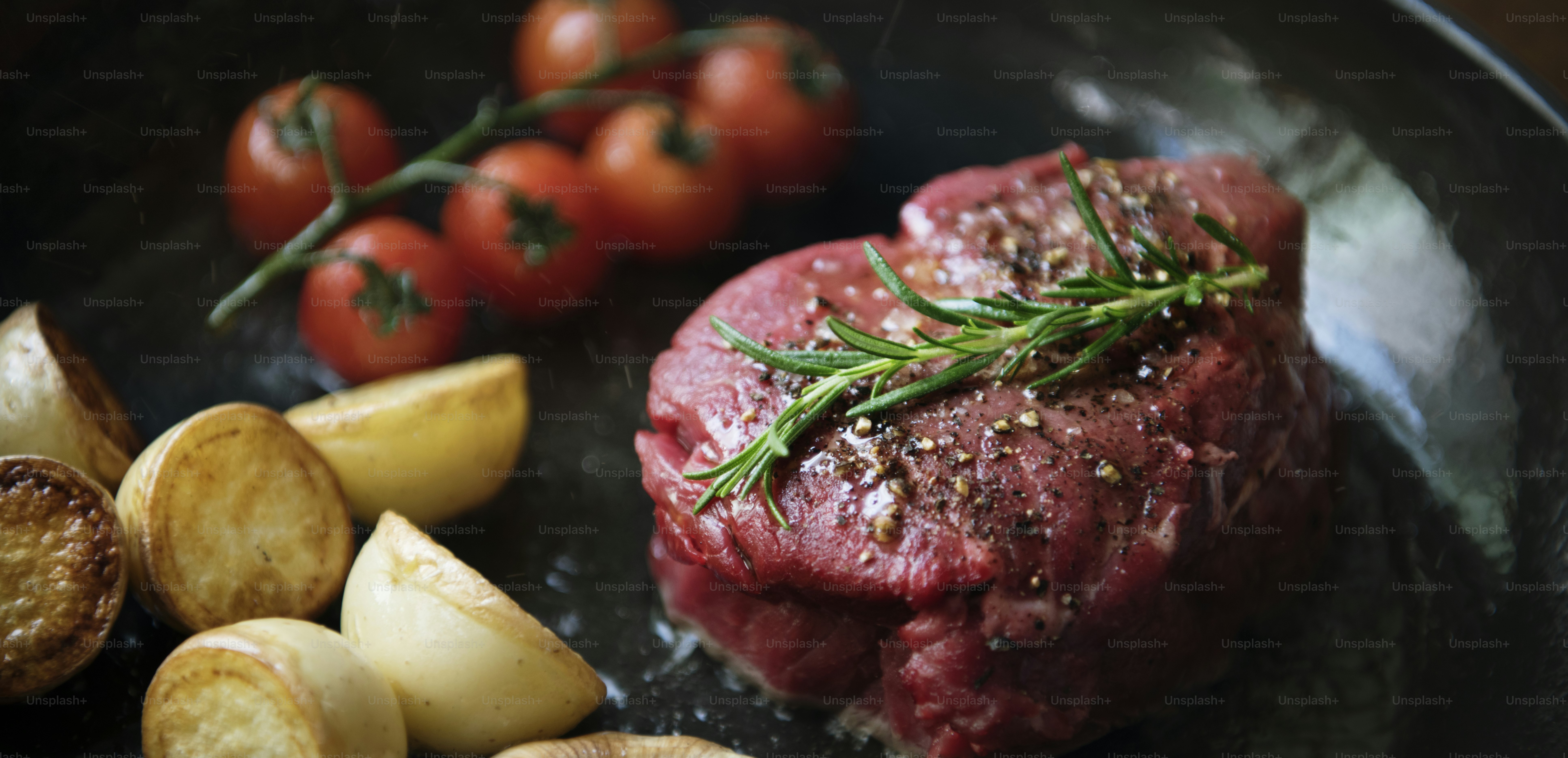 Cocinar un filete, idea de receta de fotografía de alimentos foto ...