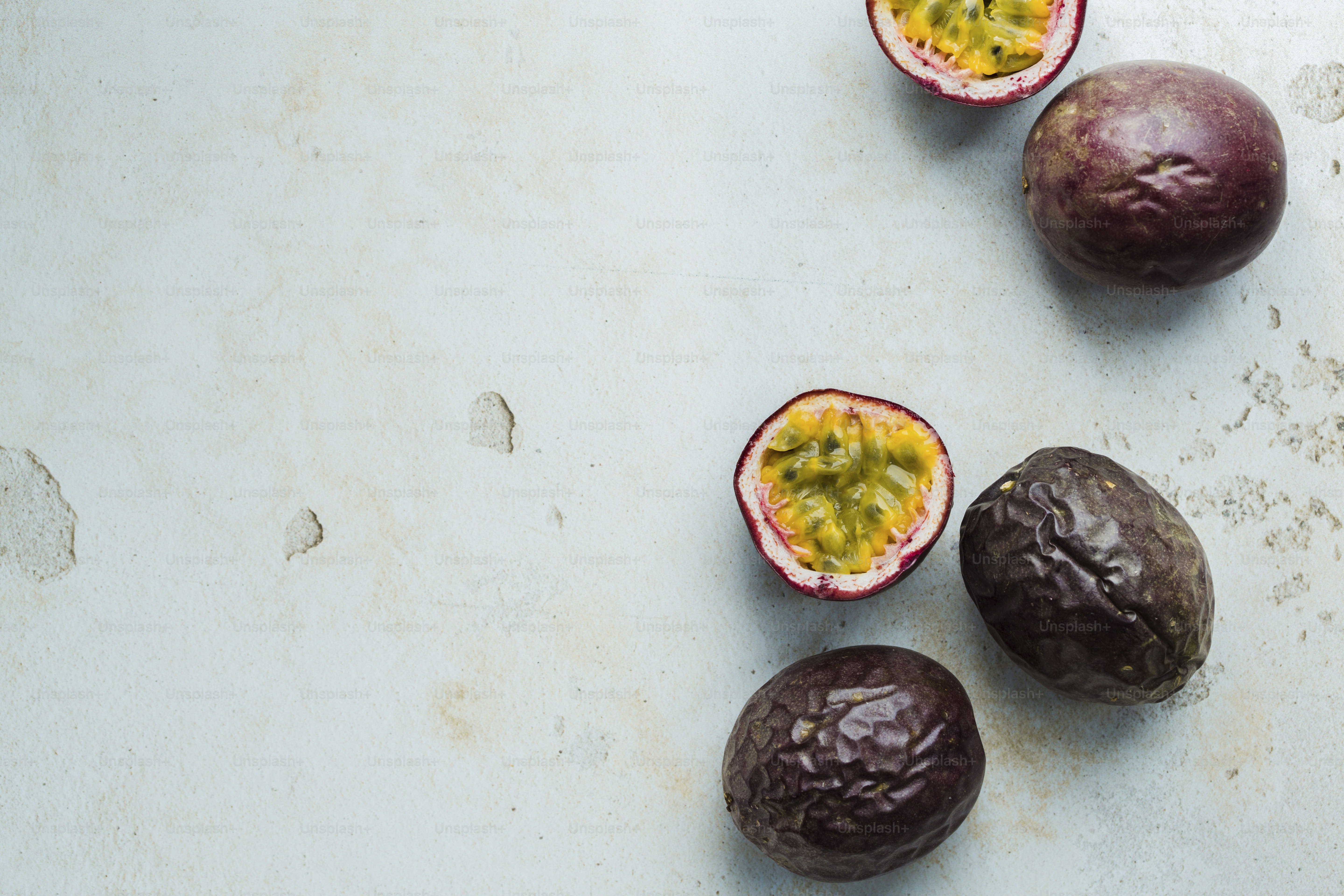 A group of fruit sitting on top of a table photo – Fruit Image on Unsplash