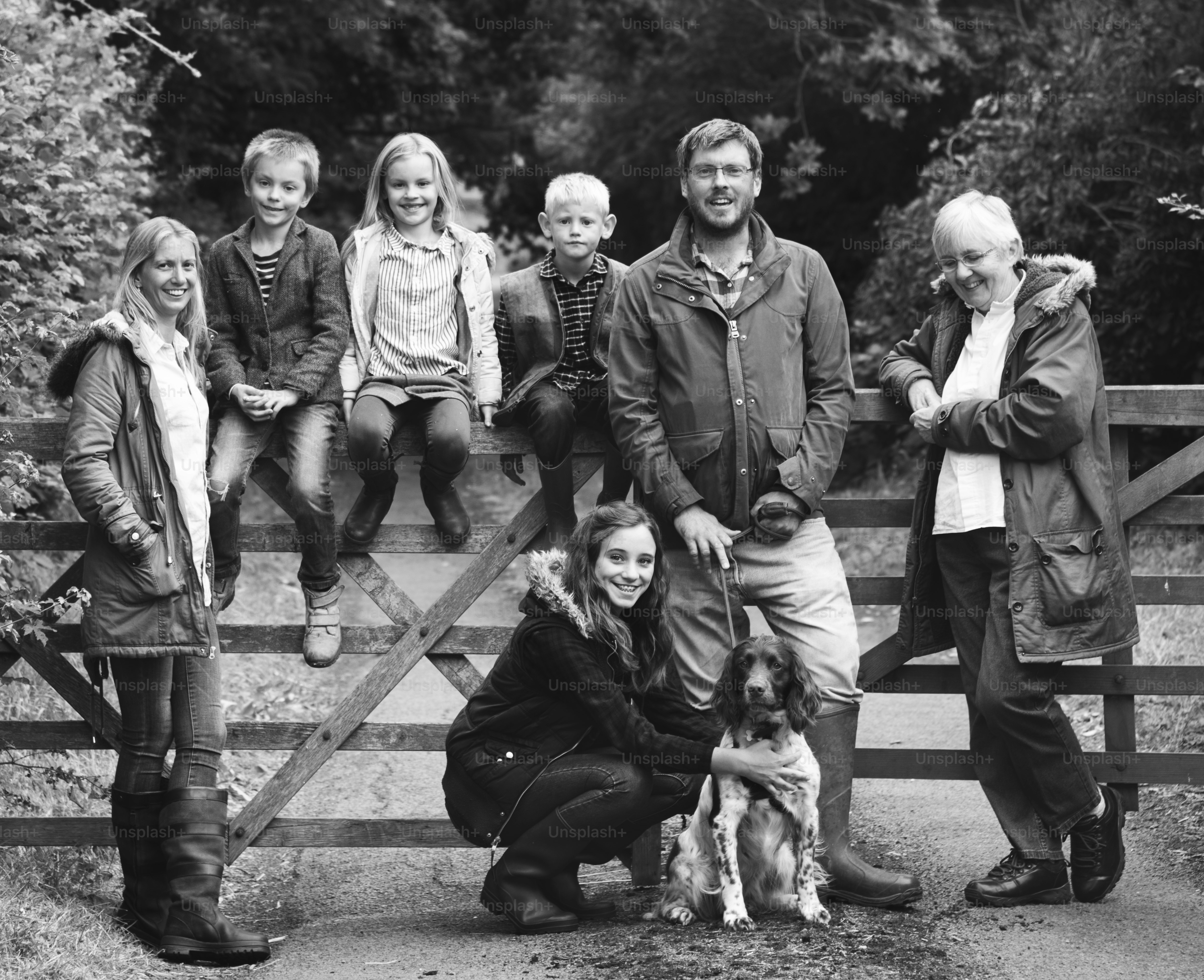 Old Family Photos Pictures | Download Free Images on Unsplash