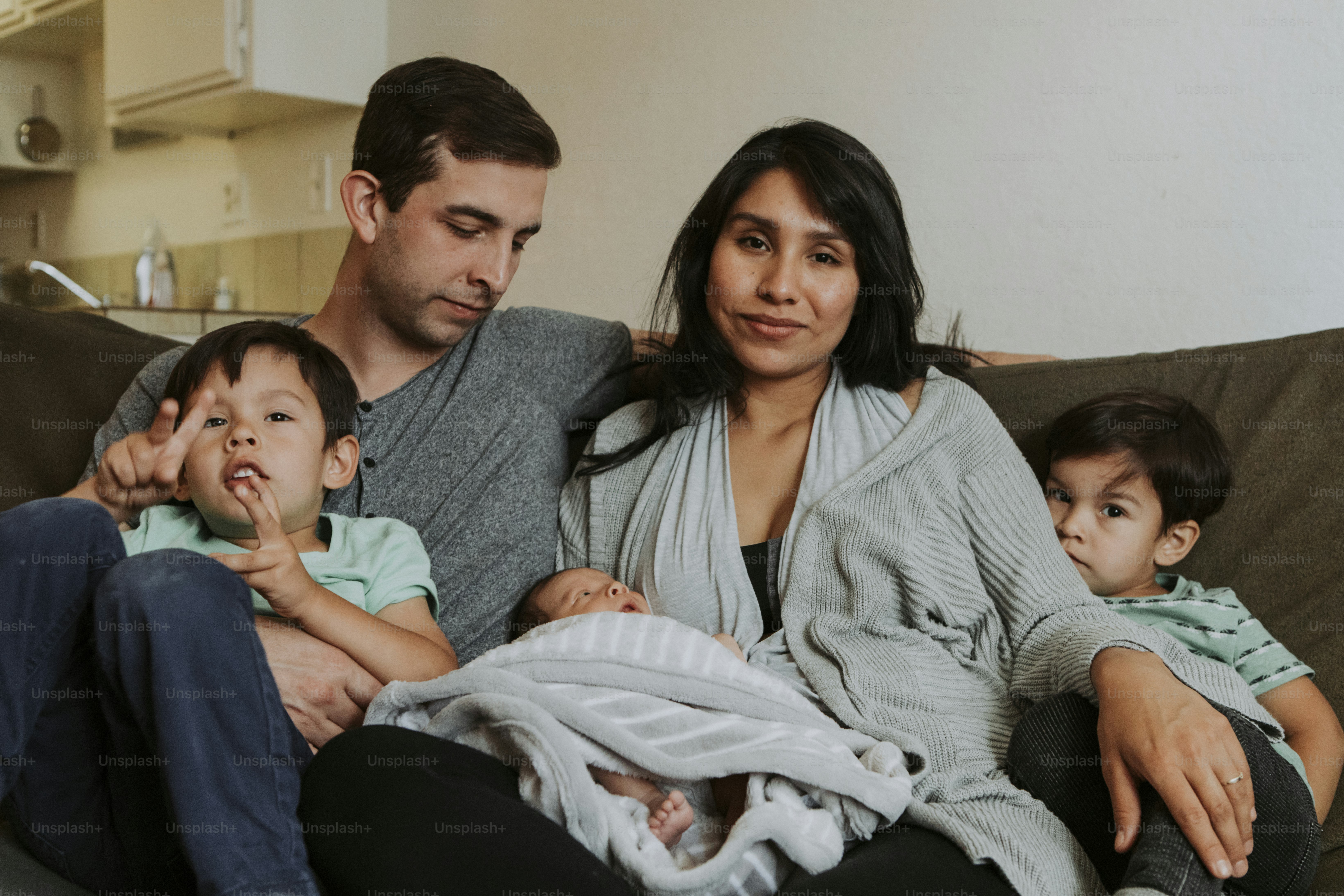 Retrato de família, de, um, par jovem foto – Imagem sobre Retrato na ...