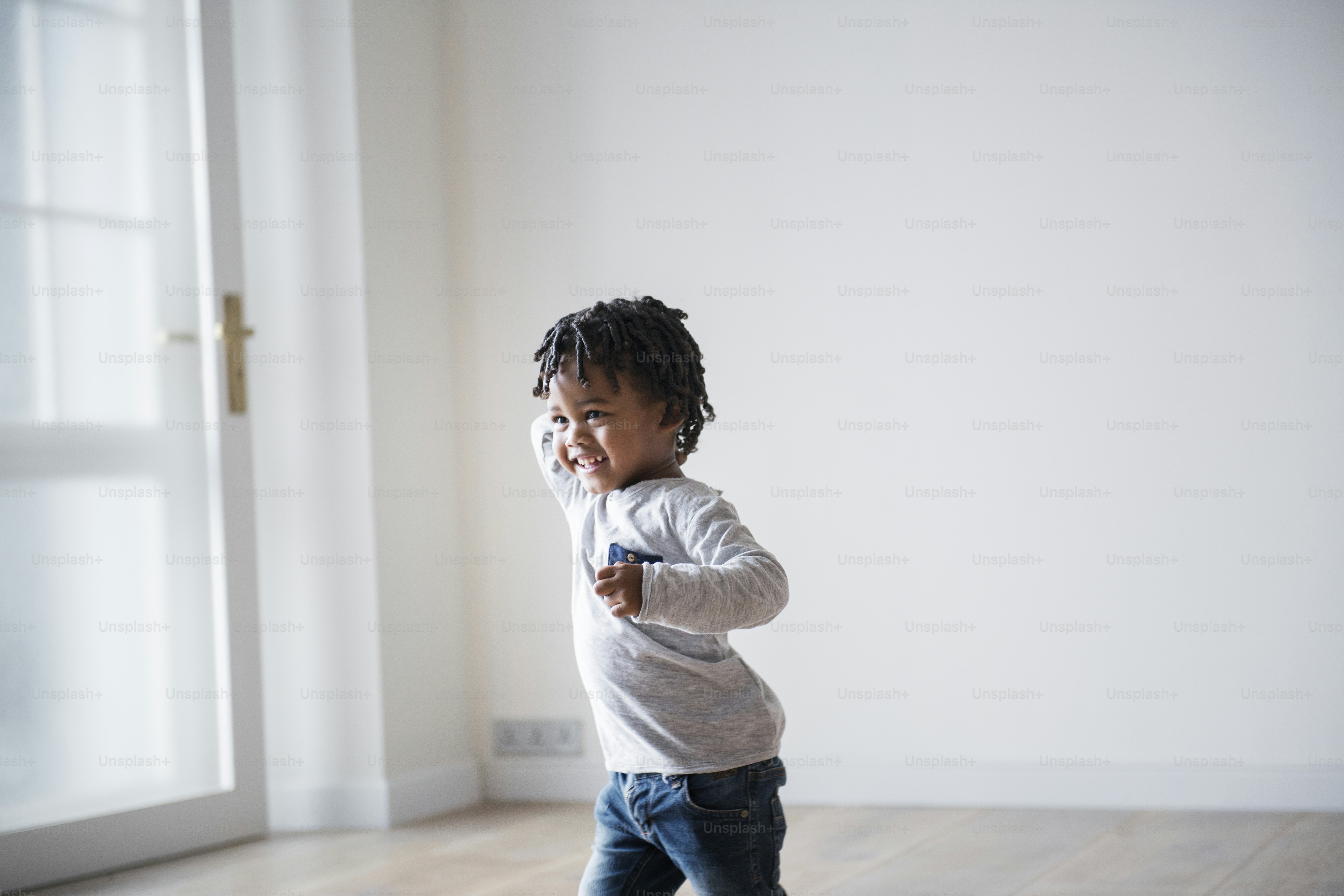 Portrait of young cheerful black boy photo – Photography Image on Unsplash