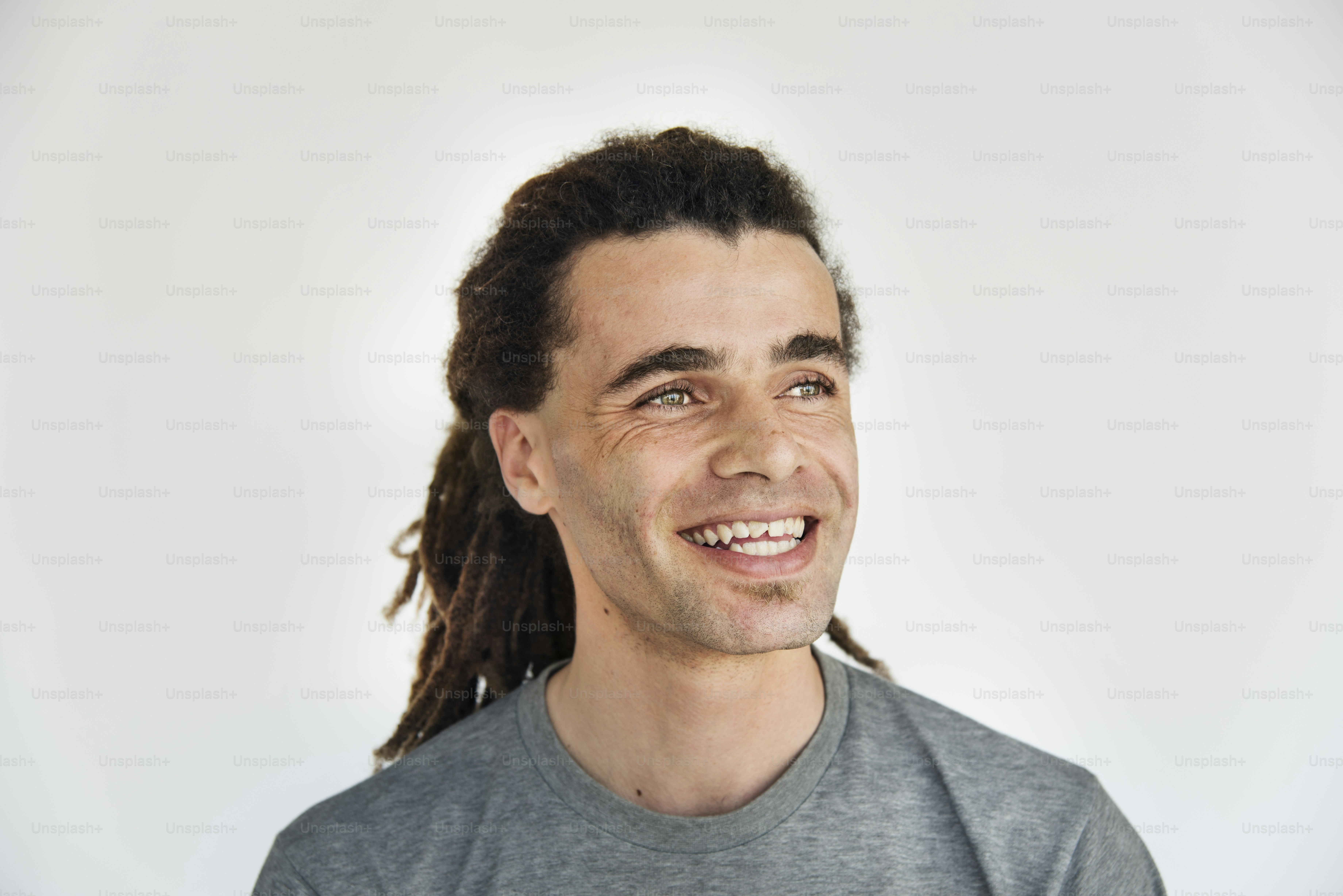 Homme Souriant Bonheur Insouciant Concept D’expression Émotionnelle ...