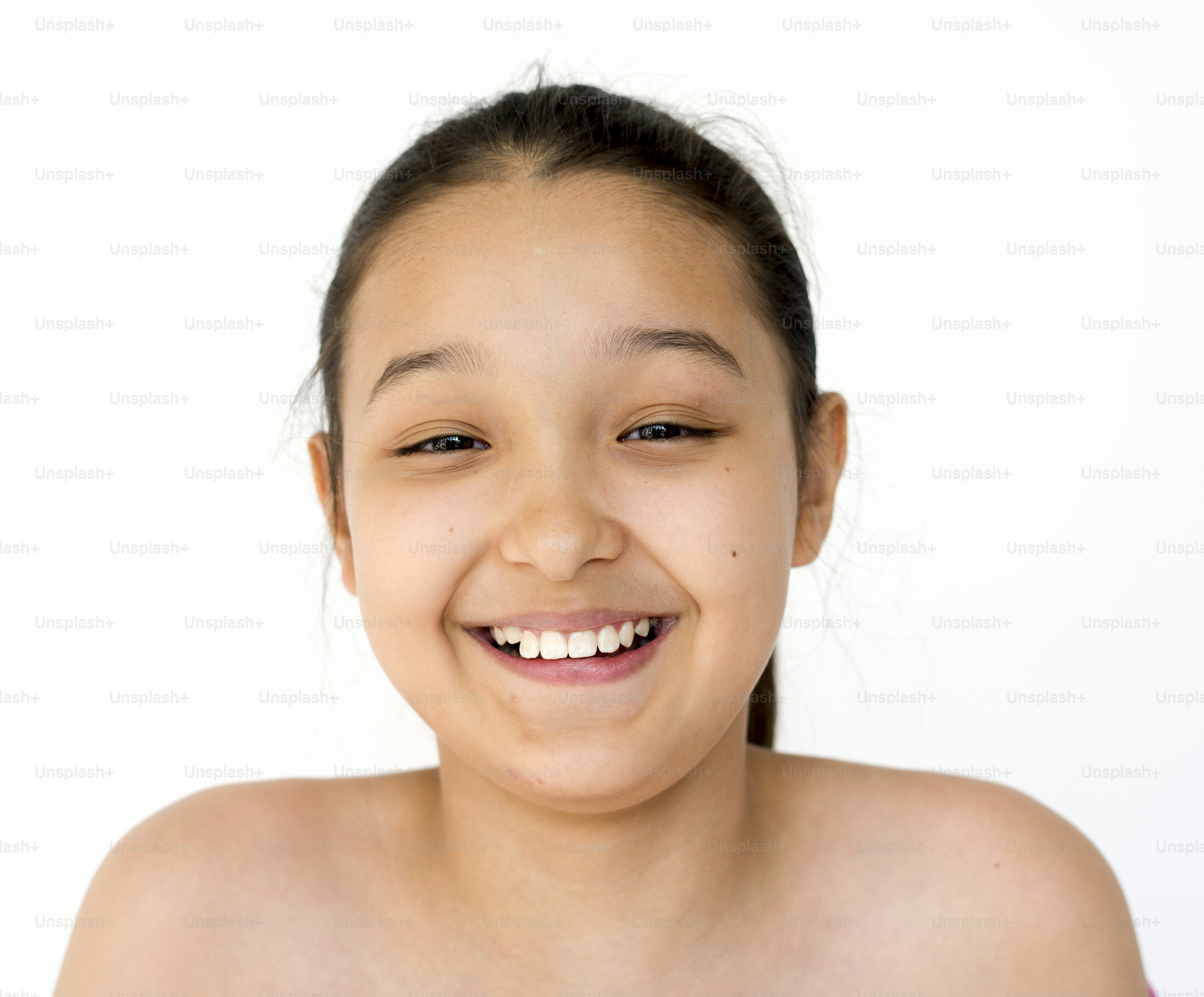 Naked 12 Year Old Girl Pictures Download Free Images On Unsplash